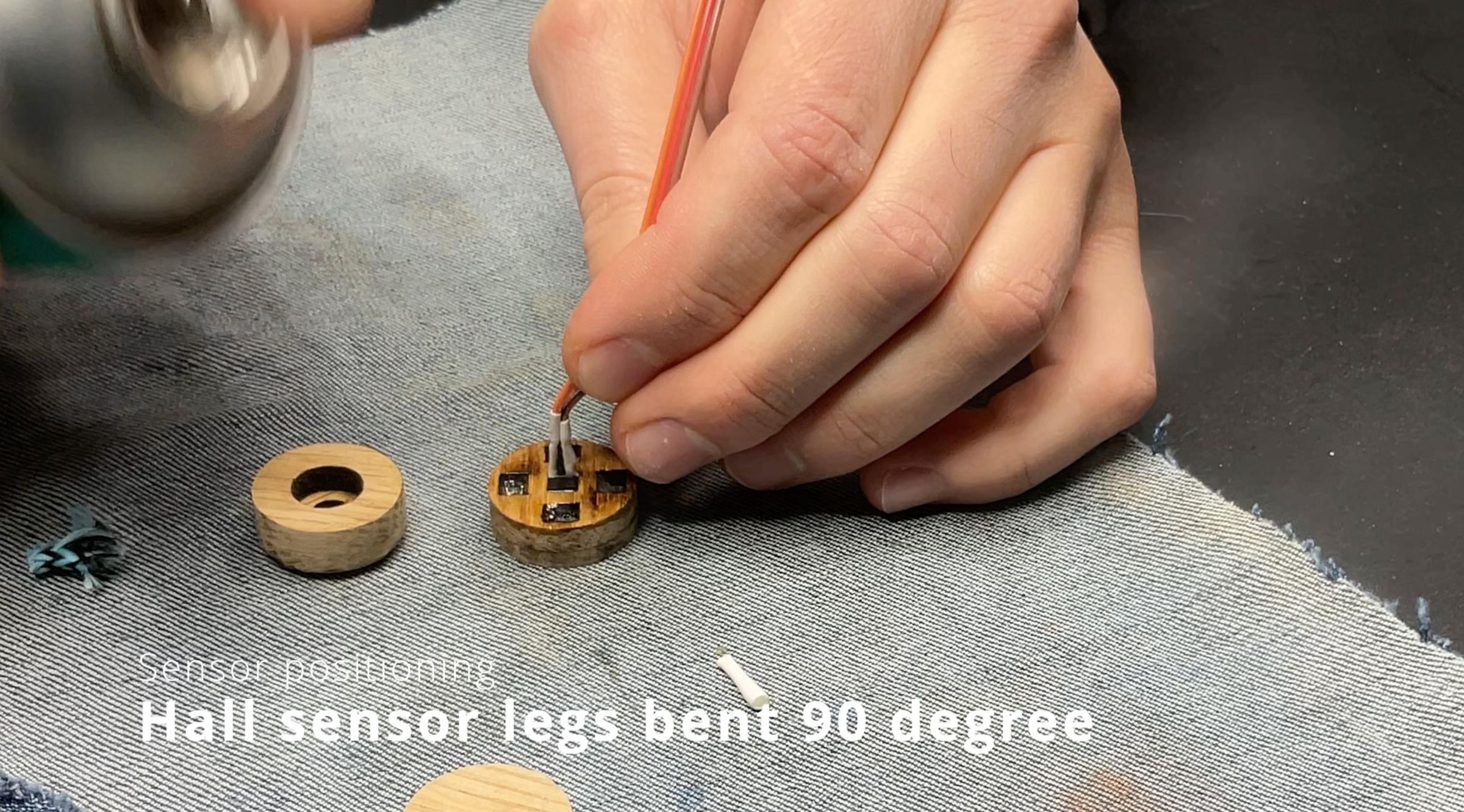 Wooden Desk Lamp With Levitating Dimmer / Color Changing LED : 28 Steps ...