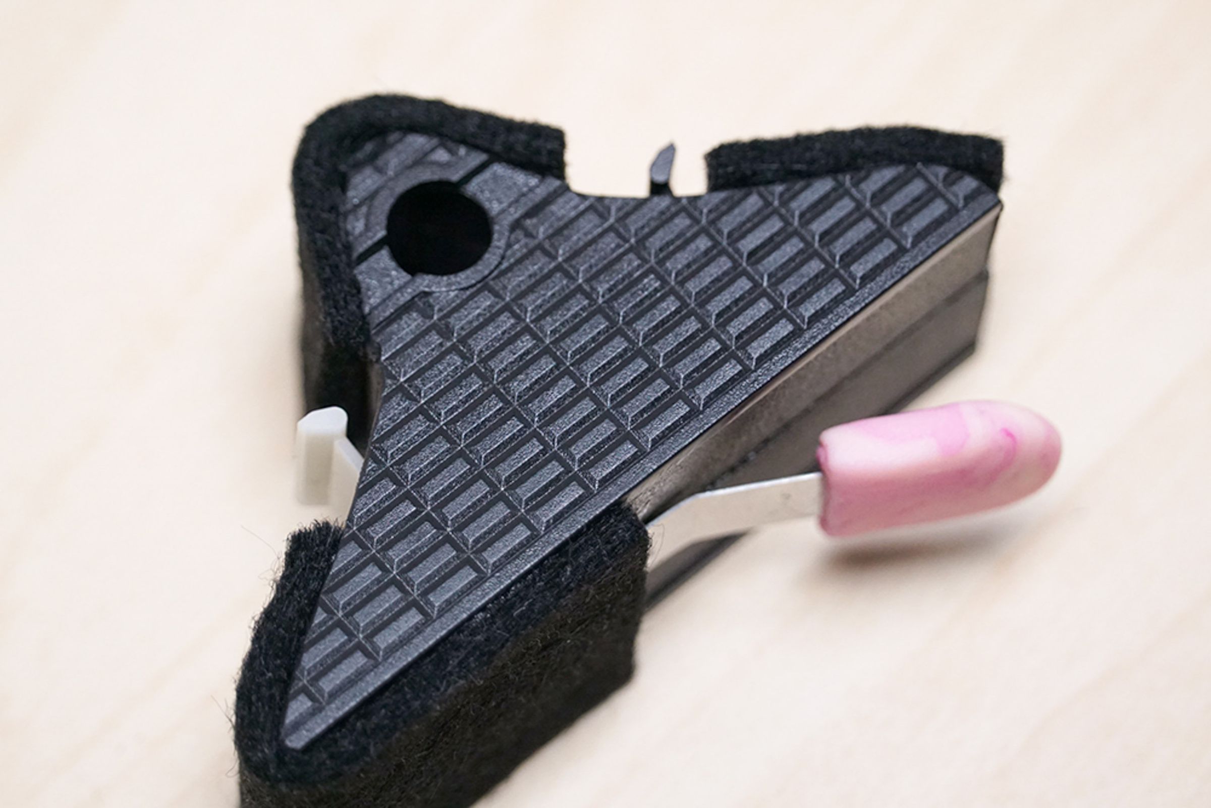 Pocket Fidget Clicker | DIY Project for Recycling VHS Tapes : 9 Steps ...