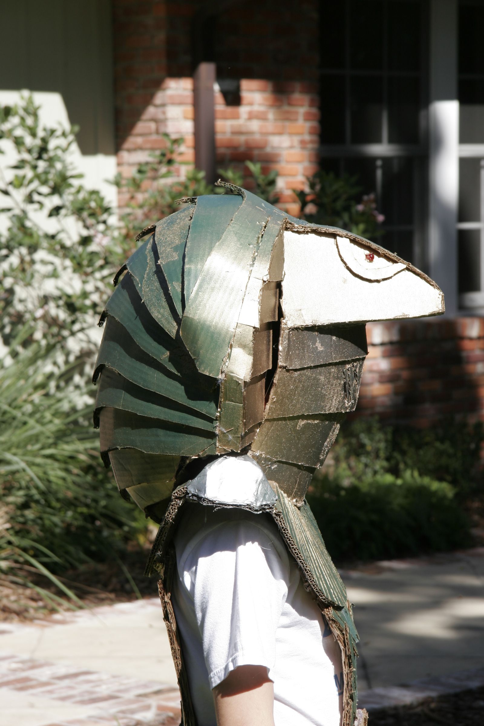 Cardboard Jaffa Serpent Gaurd Costume : 7 Steps - Instructables