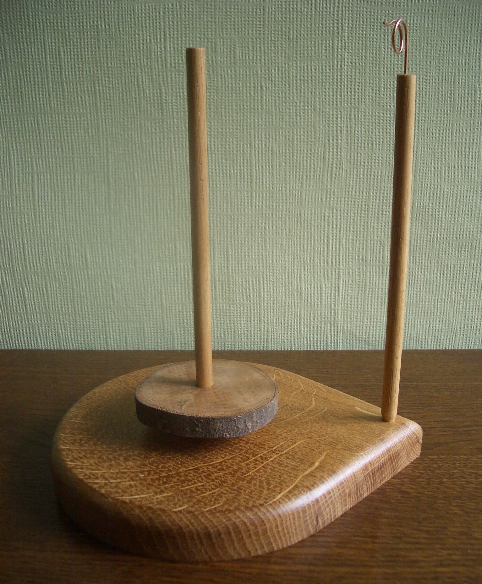 Lazy Kate Yarn Turntable : 6 Steps (with Pictures) - Instructables