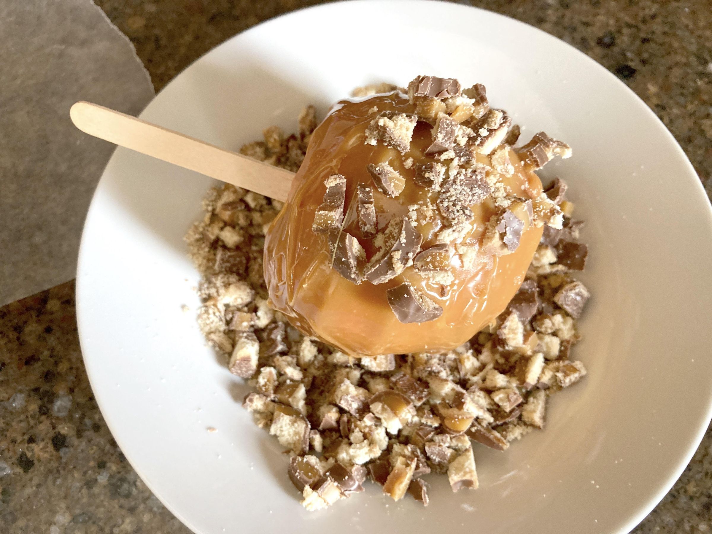 Candy Bar Caramel Apples : 7 Steps (with Pictures) - Instructables