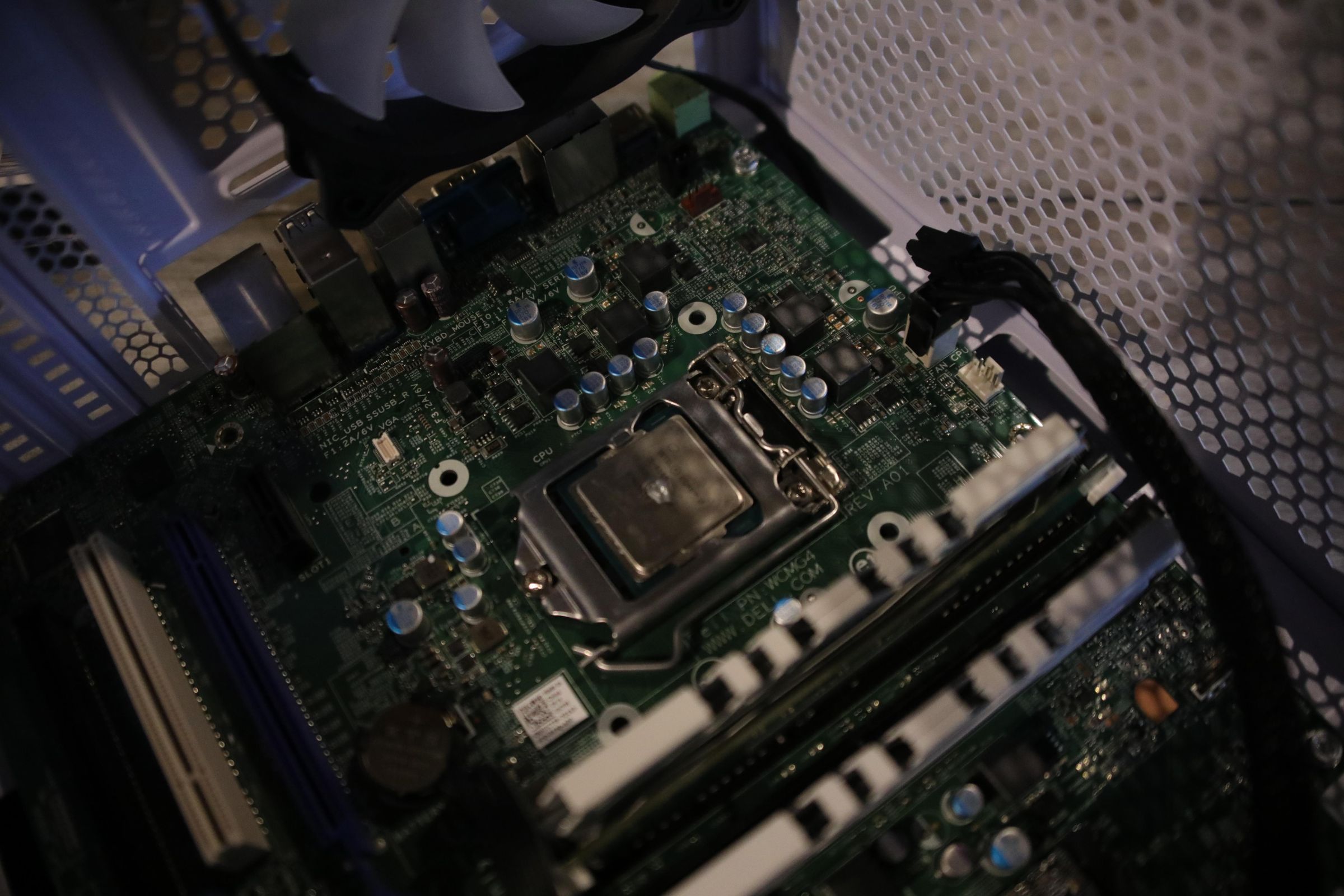 Turning a Dell Optiplex 7040 Into a Gaming Computer! : 15 Steps ...