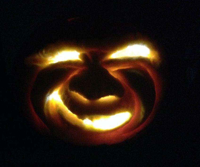 Capture Your Favorite Face on a Pumpkin! : 7 Steps (with Pictures ...