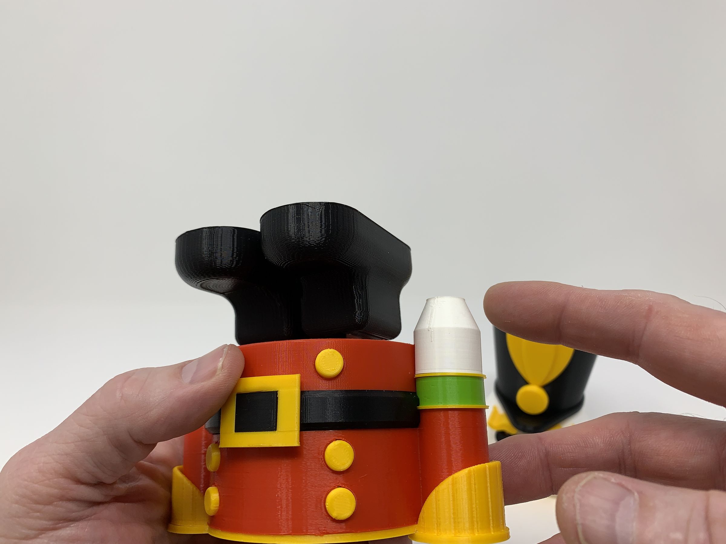 Robotic Nutcracker Pin Walker : 8 Steps (with Pictures) - Instructables