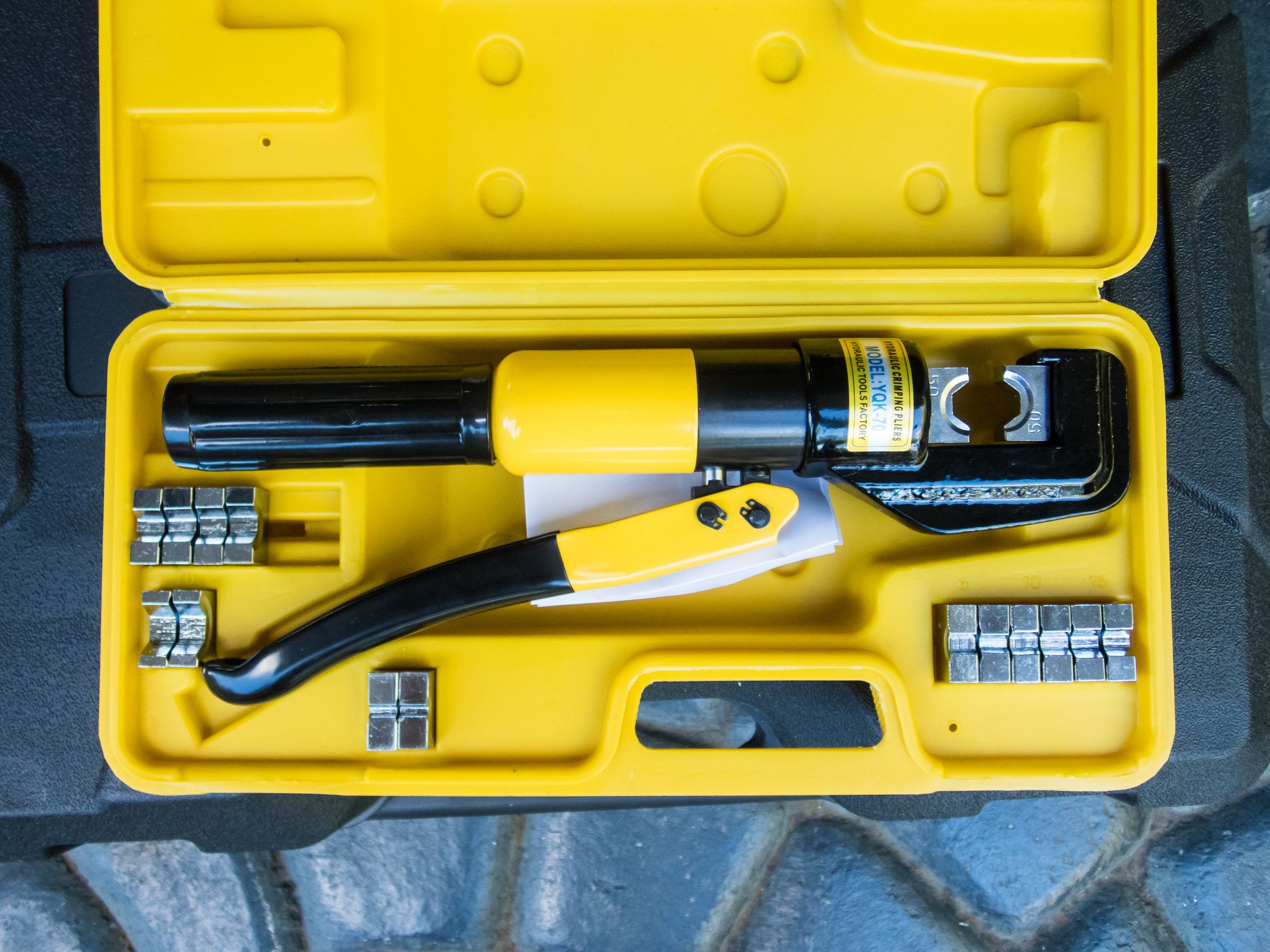 Anti-Theft Moto & Bike Helmet Tether Lock : 15 Steps (with Pictures ...