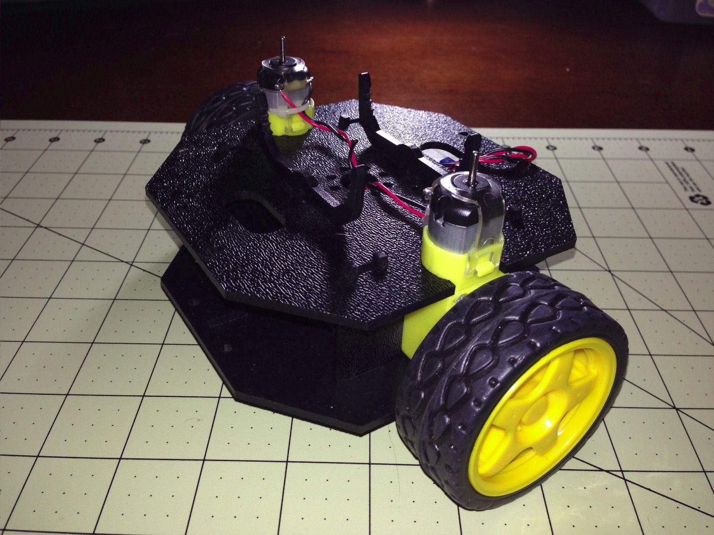 Simple Object Avoider Robot the Using Actobotics Runt Rover Peewee Chassis and a Arduino : 15 ...