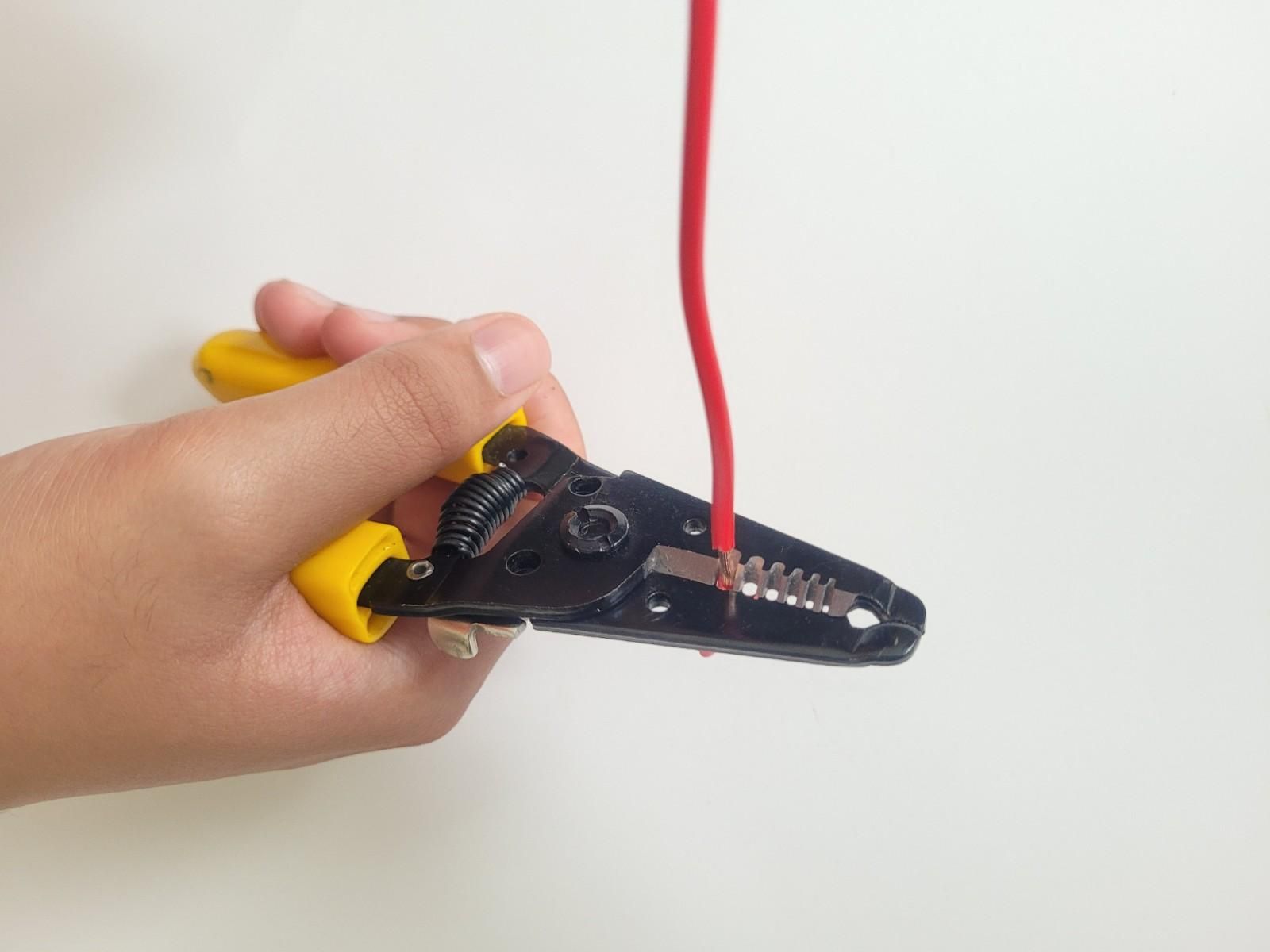 Create an Electrical Circuit in 10 Easy Steps! : 10 Steps (with ...