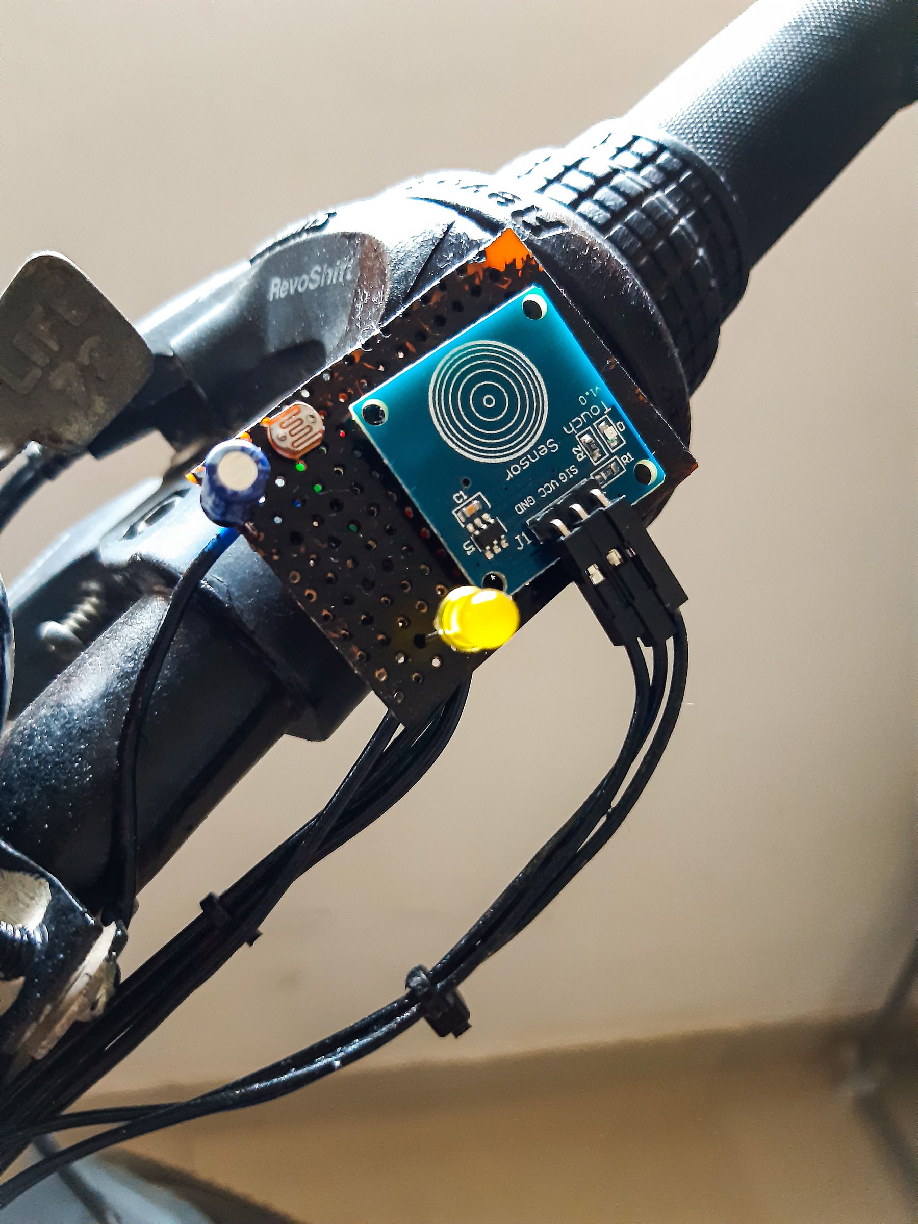 Minimalist Bicycle Indicator, Touch-Enabled! : 10 Steps (with Pictures ...