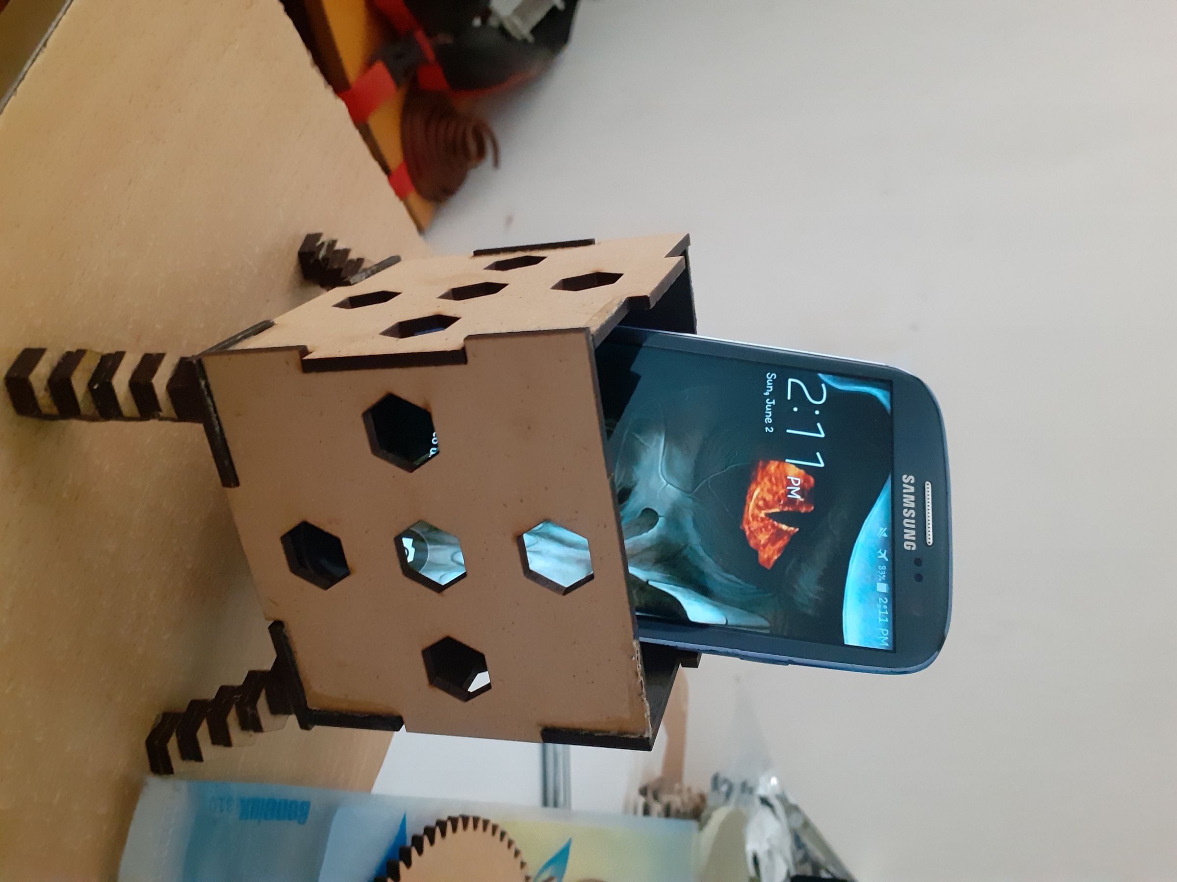 Avenger Multipurpose Desk Box : 4 Steps (with Pictures) - Instructables