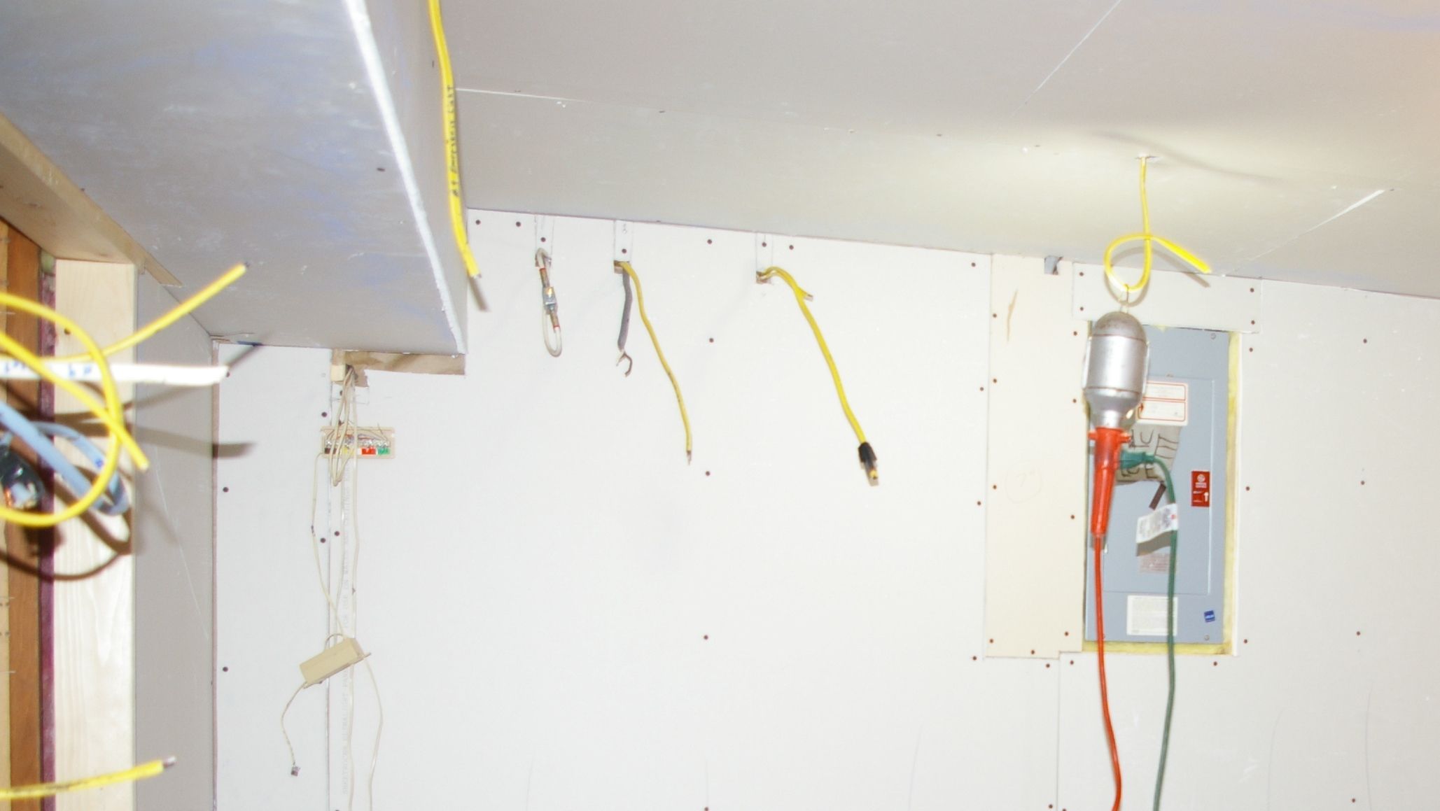 Building a Sound Proof Basement Studio Room : 13 Steps (with Pictures ...