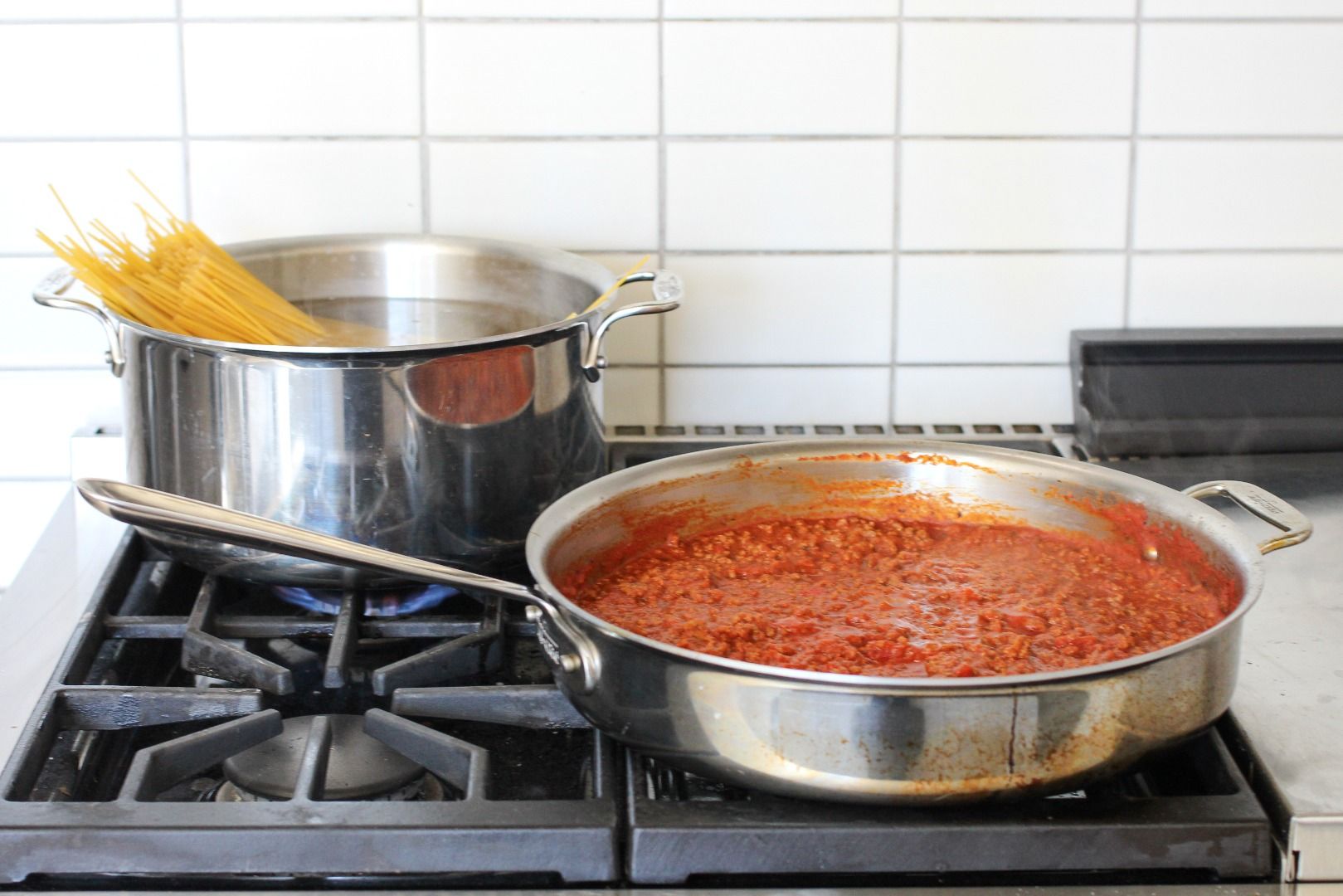 How to Make Spaghetti in a Couple Easy Steps : 5 Steps (with Pictures ...