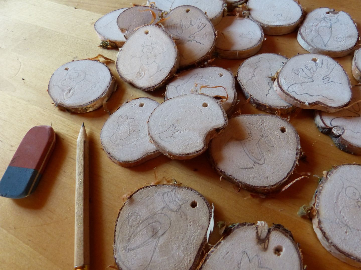 Easy Pyrography Ornaments : 8 Steps (with Pictures) - Instructables