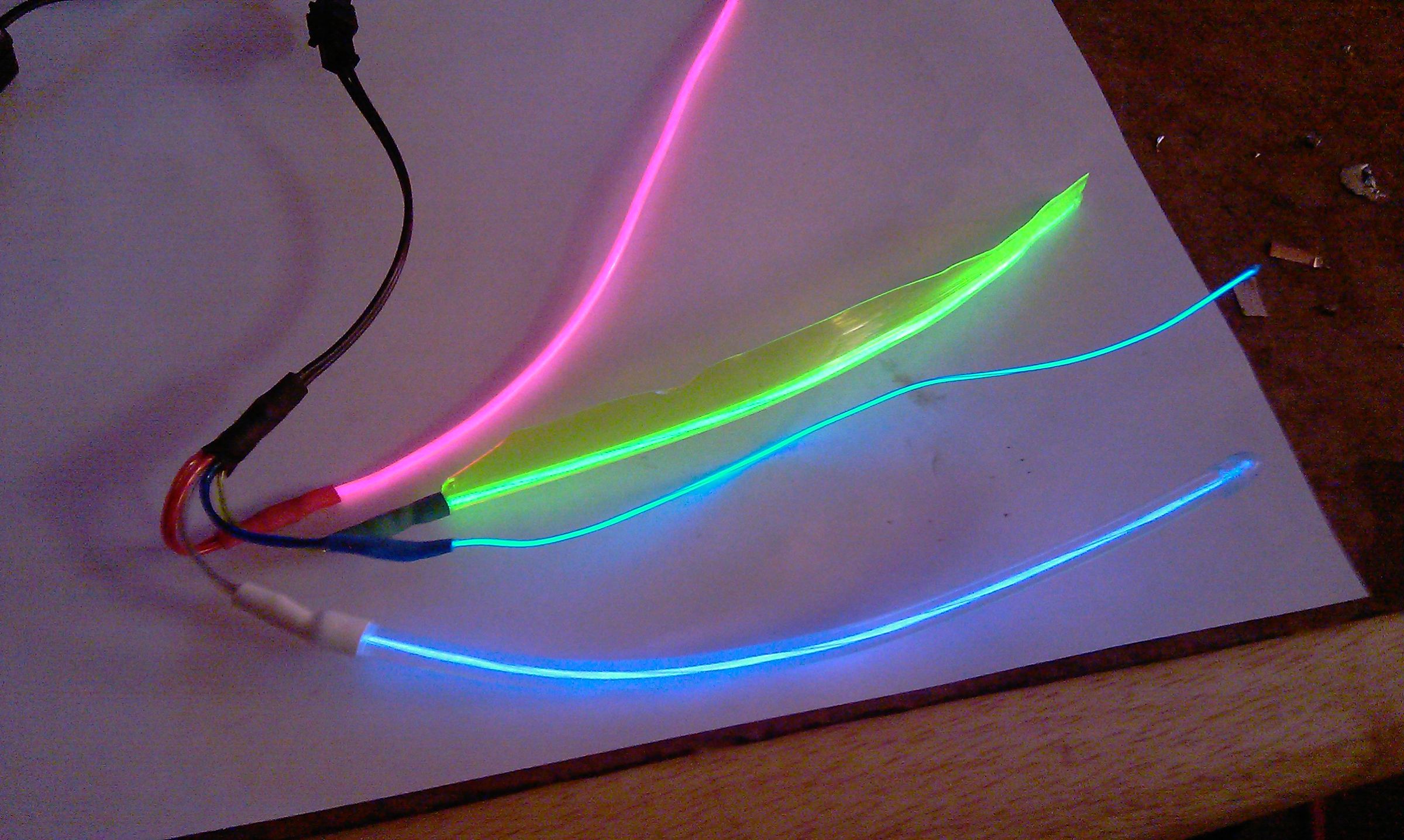 The Full "How To" Manual for EL (Electroluminescent) Wire : 7 Steps ...