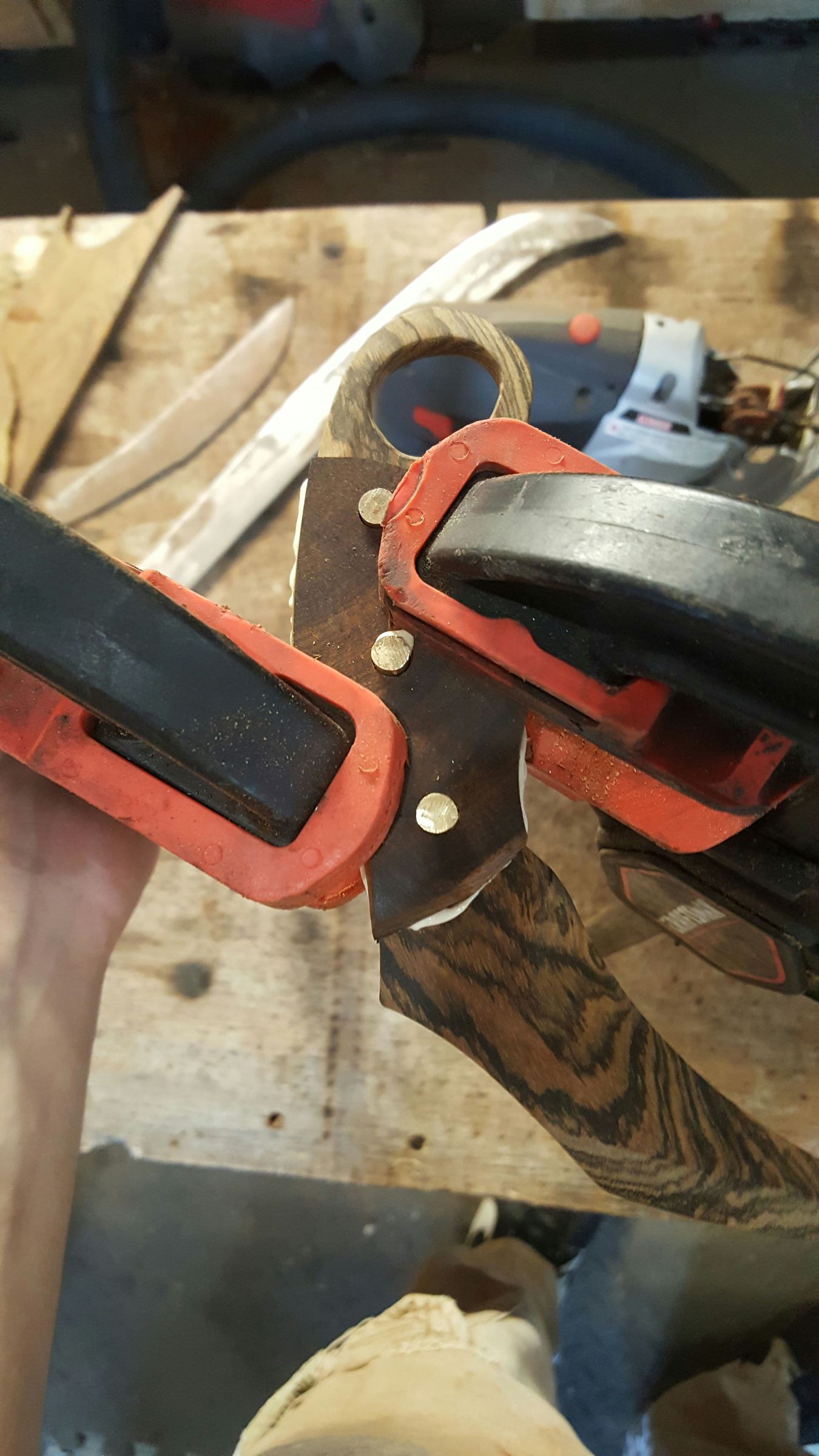 Training Karambit : 6 Steps (with Pictures) - Instructables