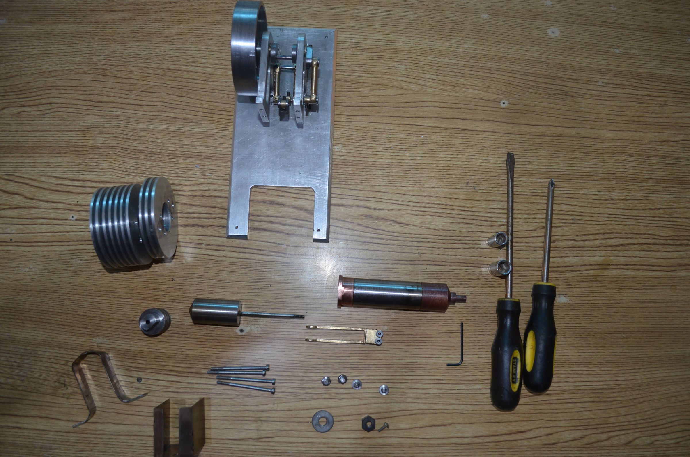 Stirling Engine : 4 Steps (with Pictures) - Instructables