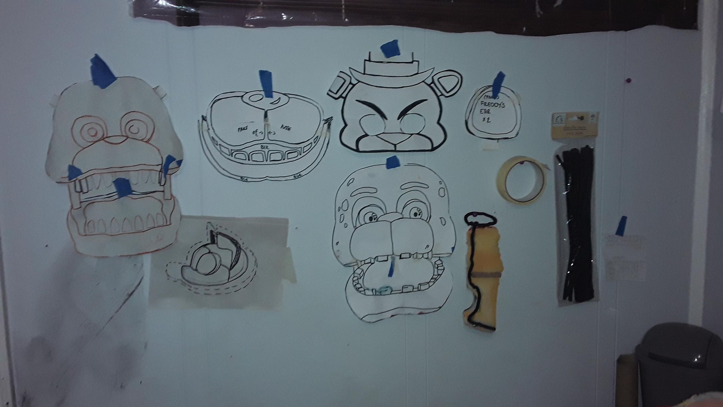 DIY FNAF Spring Trap Full Costume : 4 Steps - Instructables