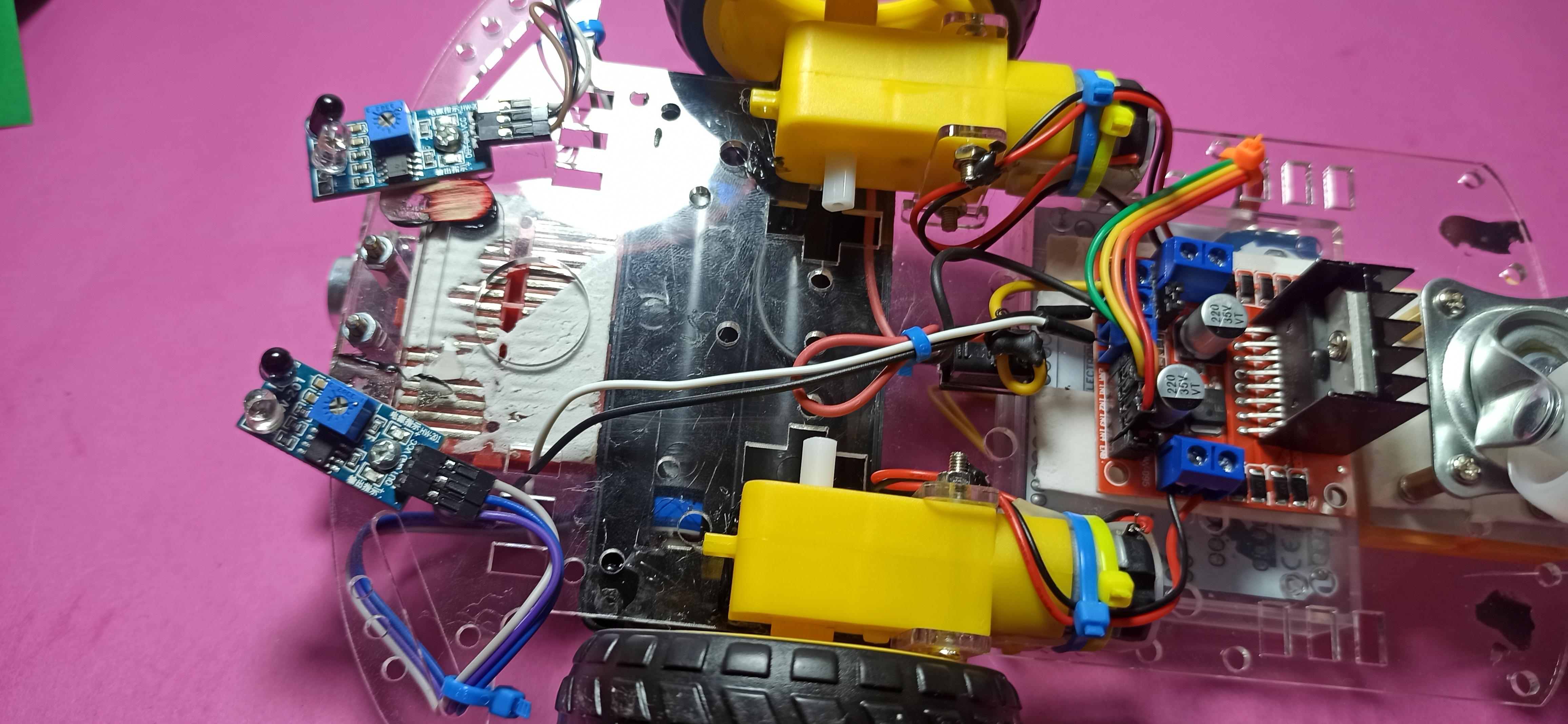 How to Make a Robot That Avoids Obstacles and Line Follower : 4 Steps ...