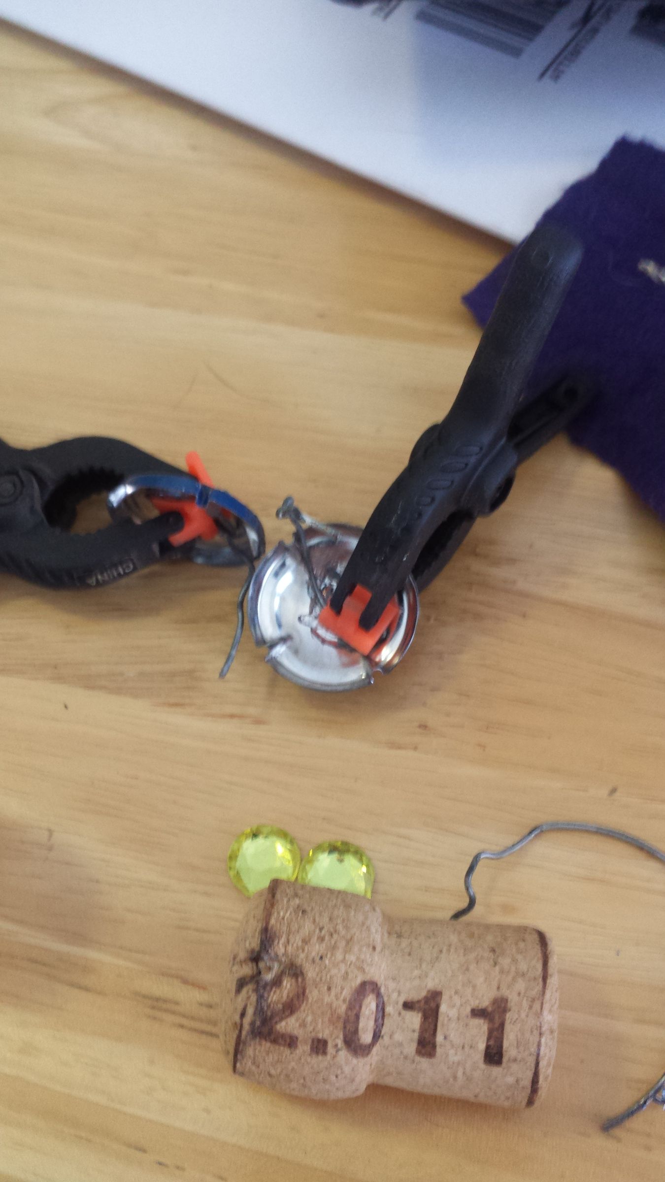 Bar Flies - Cork Figures : 6 Steps (with Pictures) - Instructables