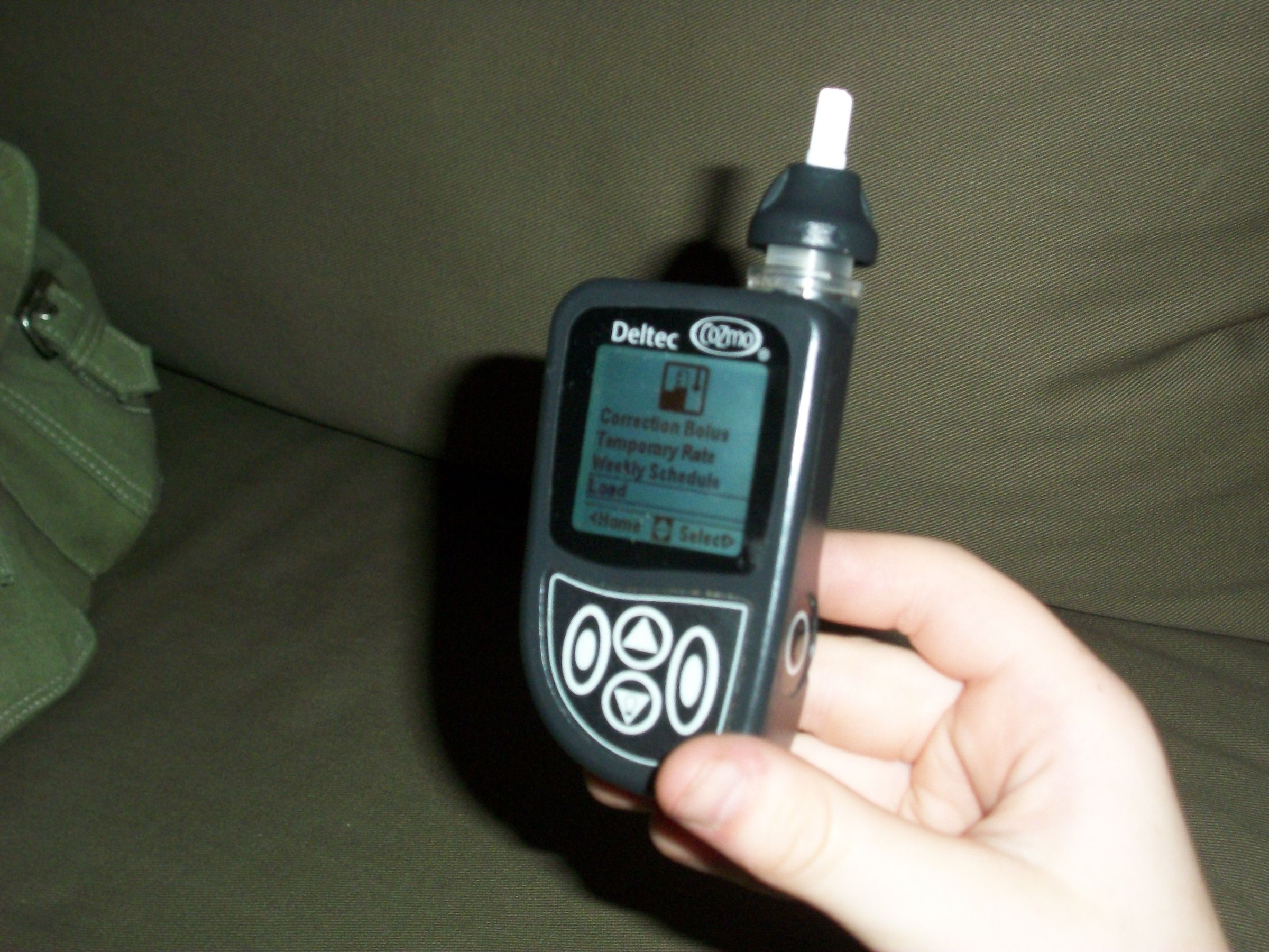 How to Load a Cartridge Into a Deltec Cosmo Pump : 29 Steps - Instructables