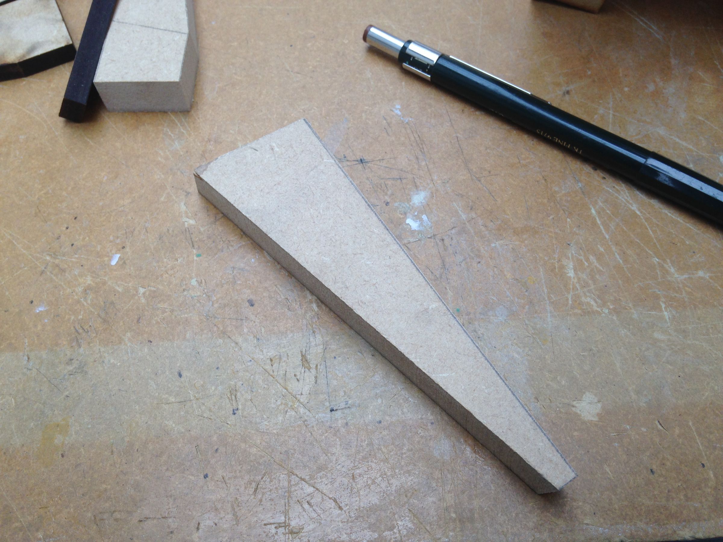 Borderlands 2: Posable Claptrap Model : 17 Steps (with Pictures ...