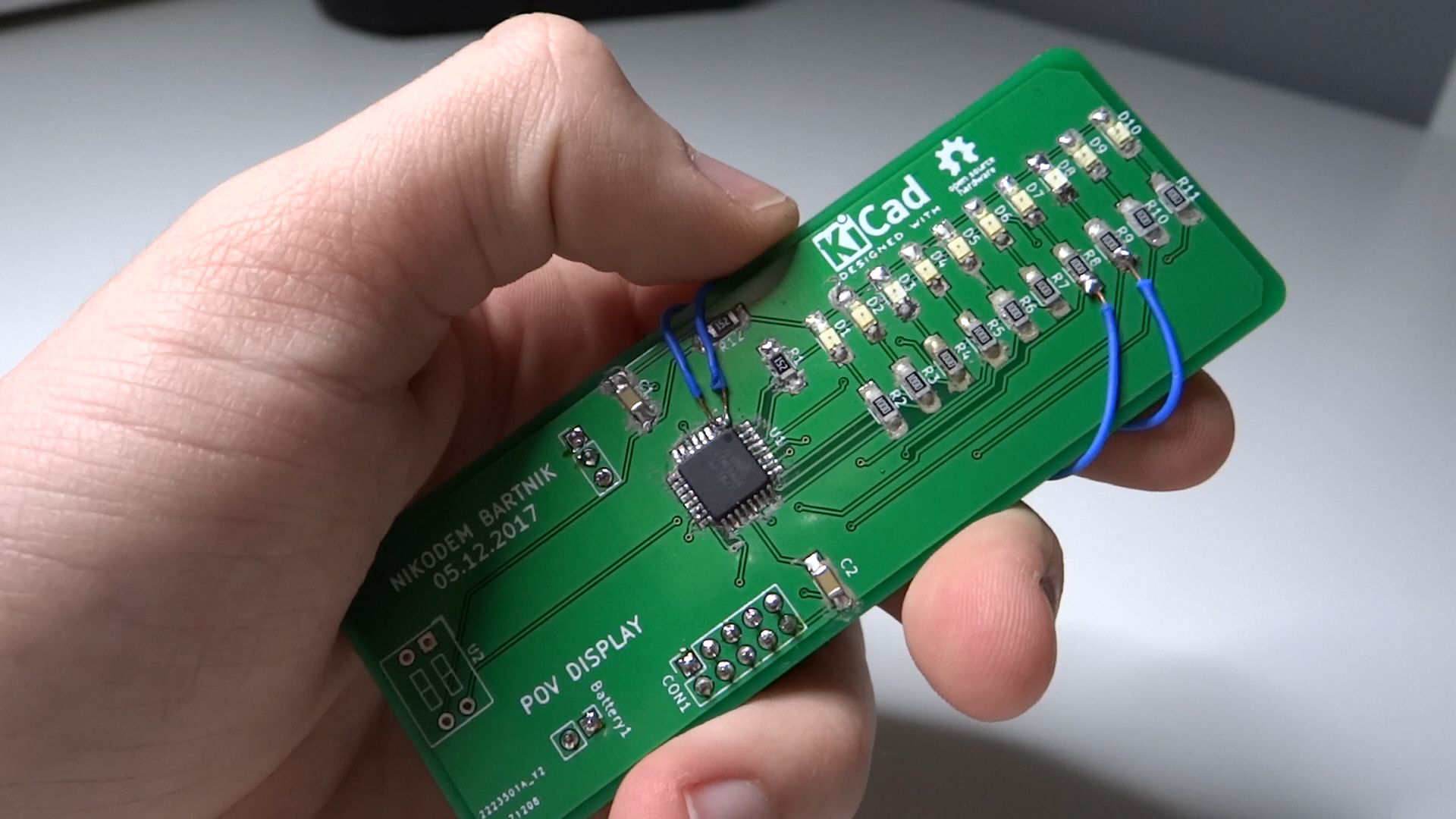 Simple Arduino Based POV Display : 7 Steps (with Pictures) - Instructables