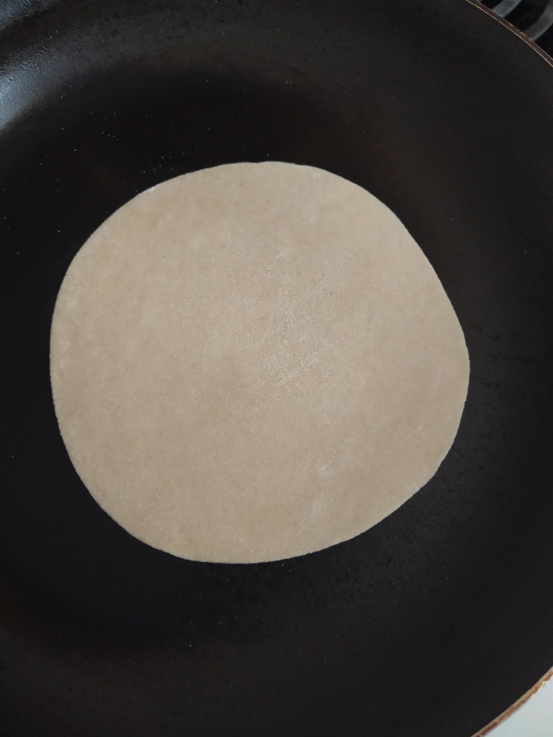 Sukka Roti a Traditional Asian Flat Bread and Mixed Vegetables. : 12 ...