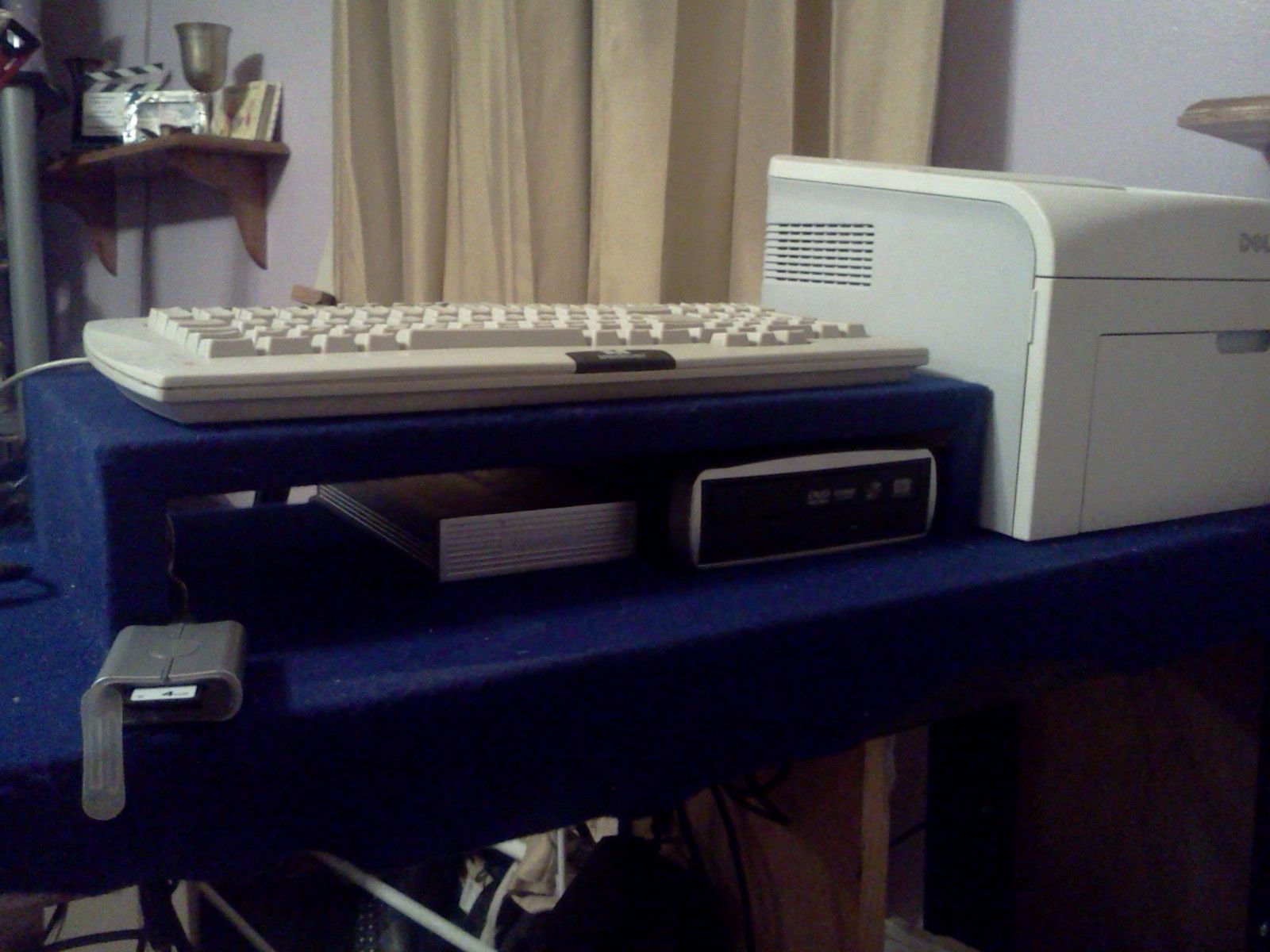 How to Build a Rotating Laptop Mobile Stand : 10 Steps - Instructables