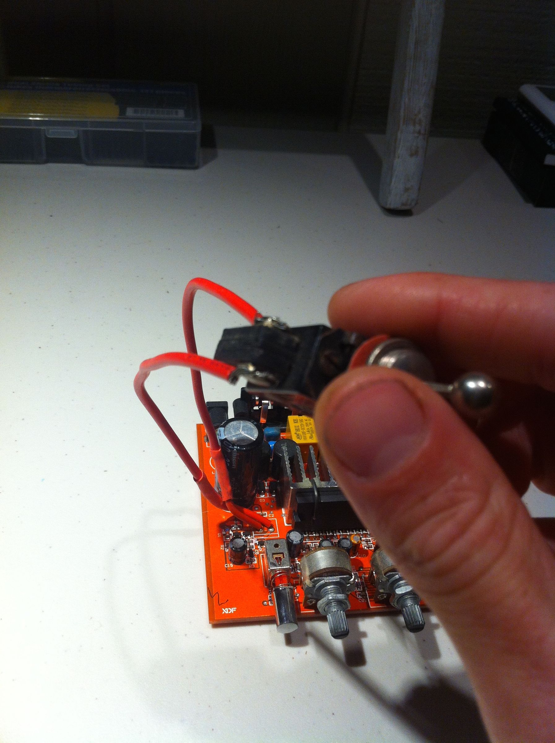 Vintage Beat Box Suitcase : 7 Steps (with Pictures) - Instructables