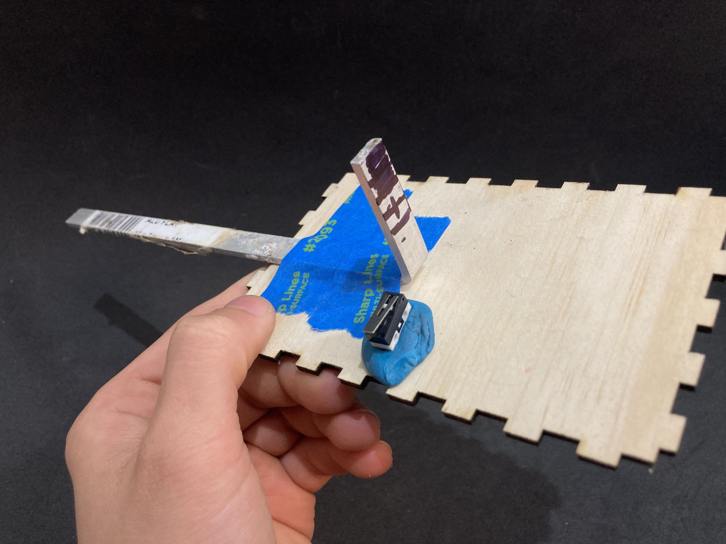 Light-Tracking BEAM Robot Head : 57 Steps (with Pictures) - Instructables