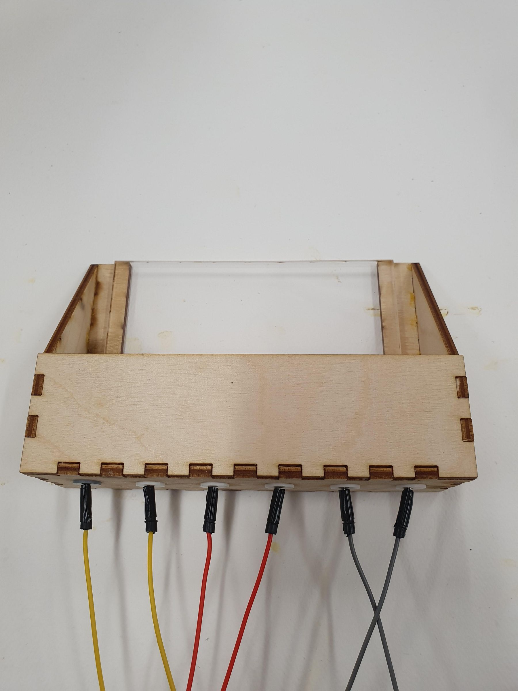 Capacitive Touch Cassette Player With LCD Display : 9 Steps - Instructables