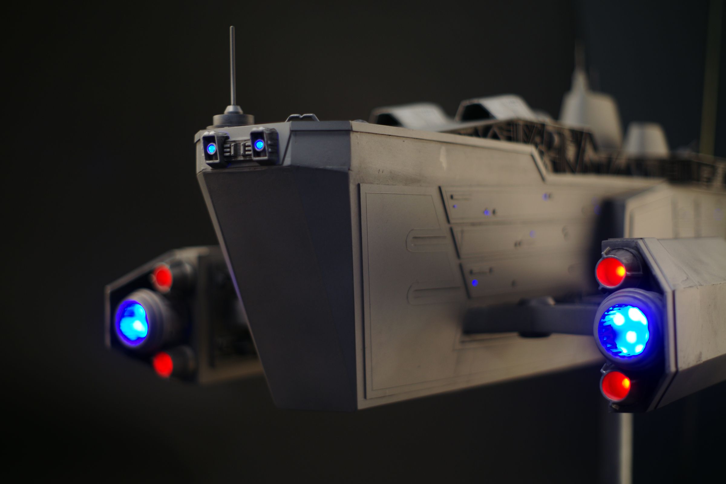 How to Build Your Own Model Spaceship : 10 Steps (with Pictures ...