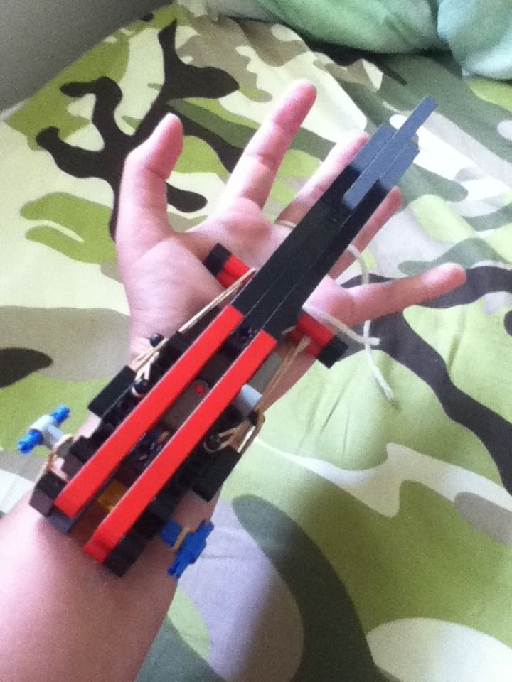Lego Assassins Creed Hidden Blade V2. : 3 Steps (with Pictures ...