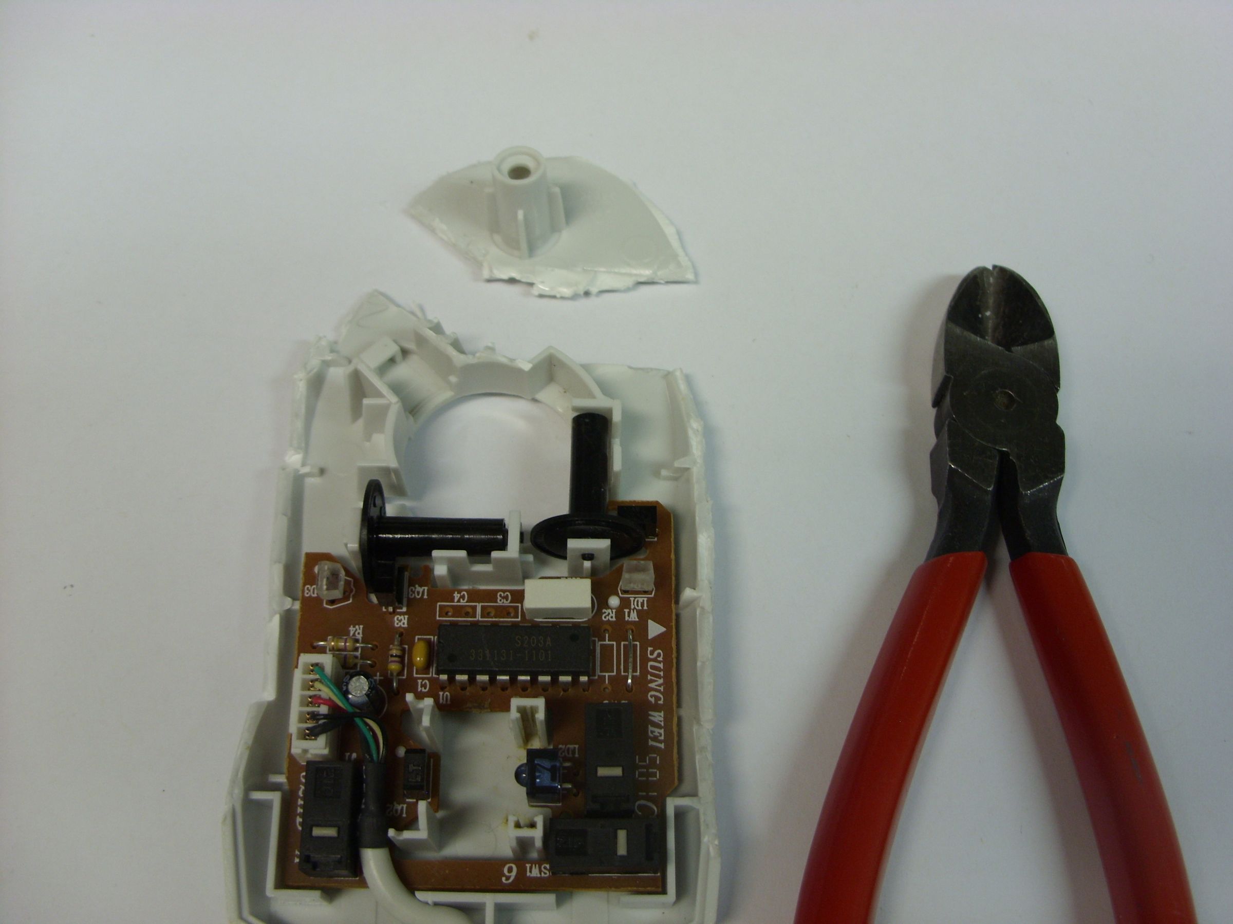 DIY DJ Turntable From Old Computer Parts : 12 Steps (with Pictures ...