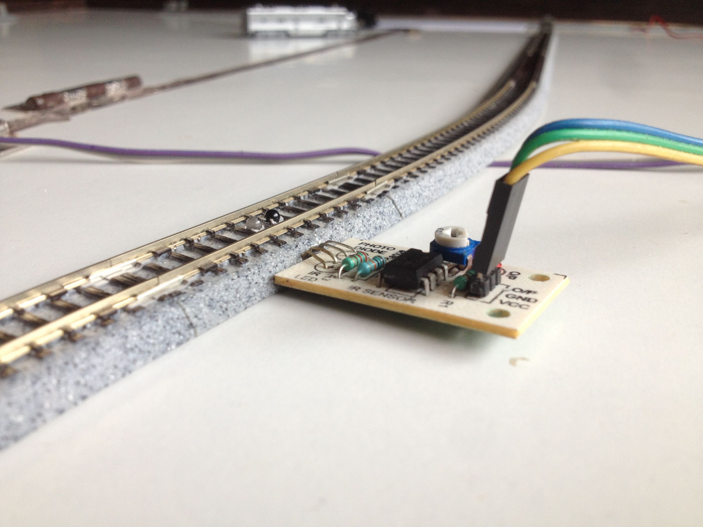 Simple Automated Point to Point Model Railroad Running Two Trains : 13 ...