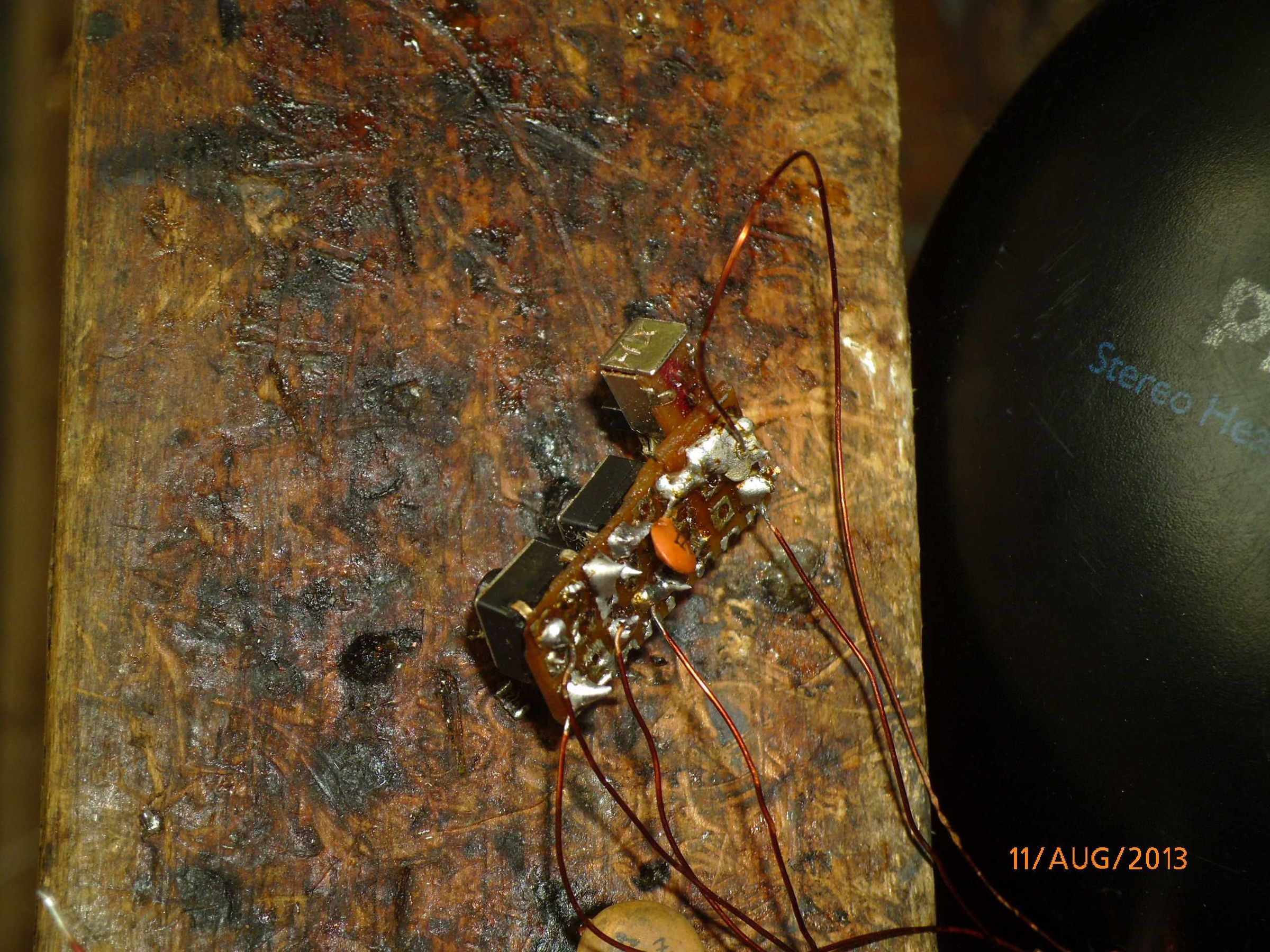 DIY- HOW TO MAKE WIRELESS HEADPHONES : 8 Steps (with Pictures ...