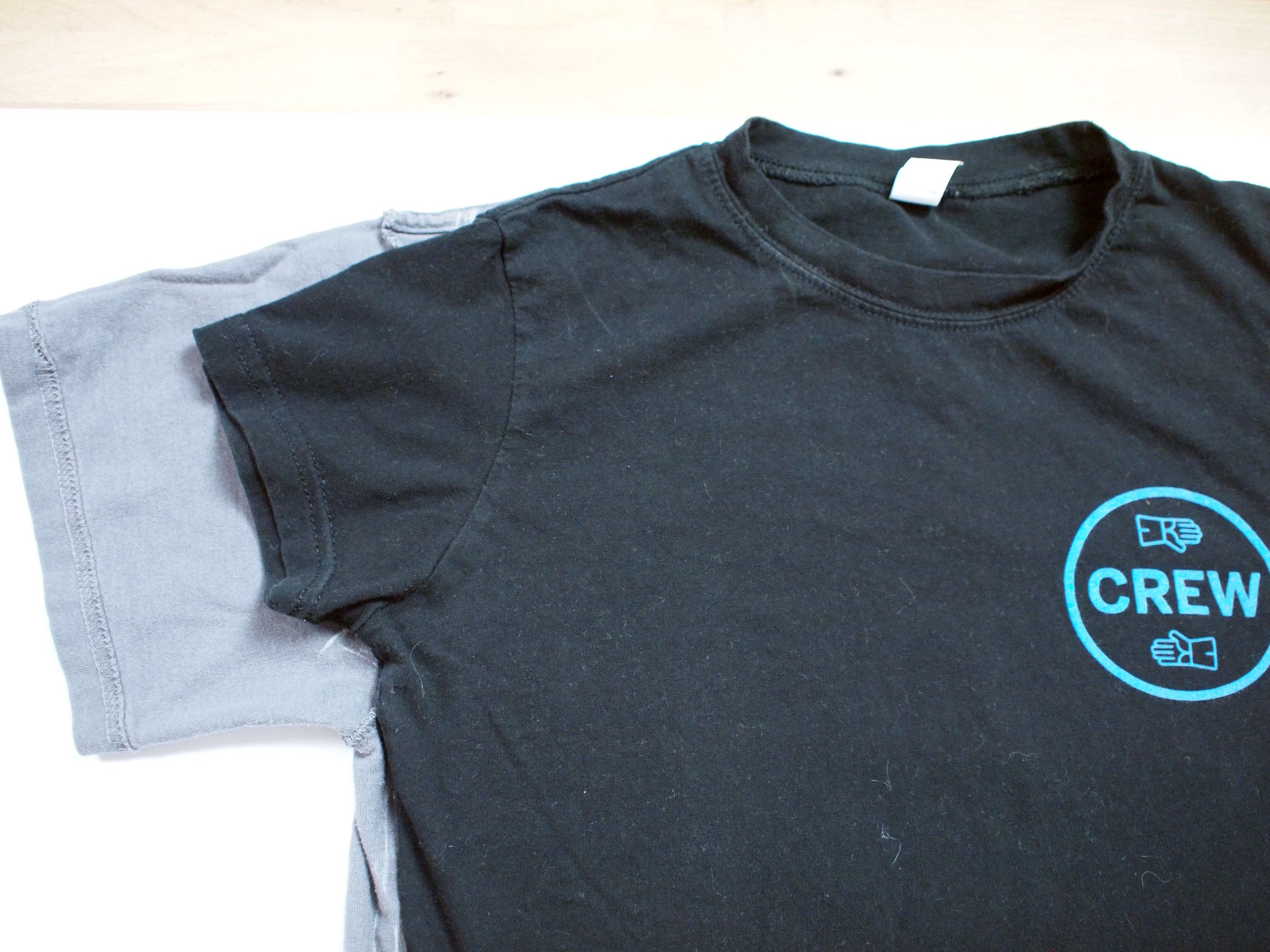 Slim Fit T-Shirt Mod : 6 Steps (with Pictures) - Instructables