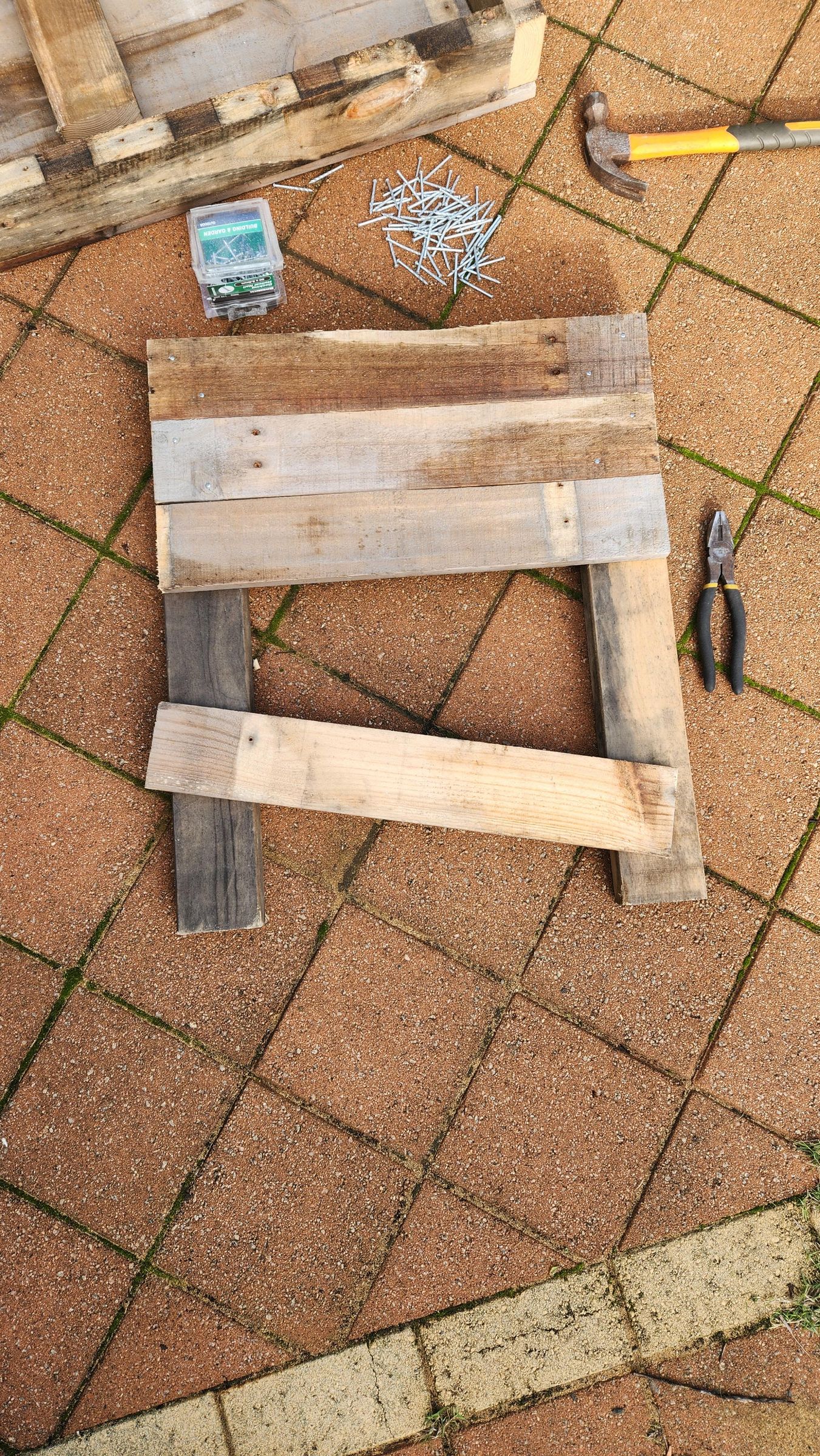 Simple DIY Modern Garden Beds : 23 Steps (with Pictures) - Instructables