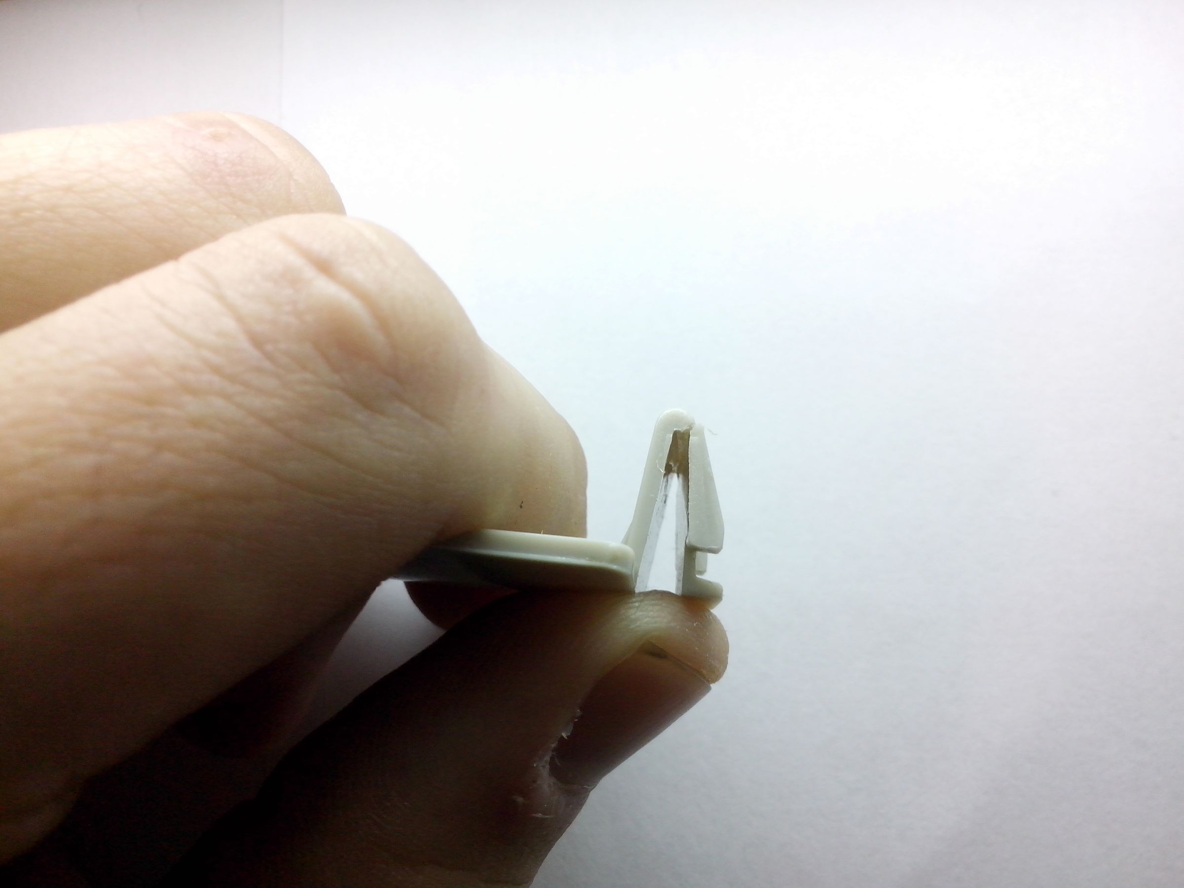 Repair a Broken TV Remote Battery Cover : 4 Steps - Instructables