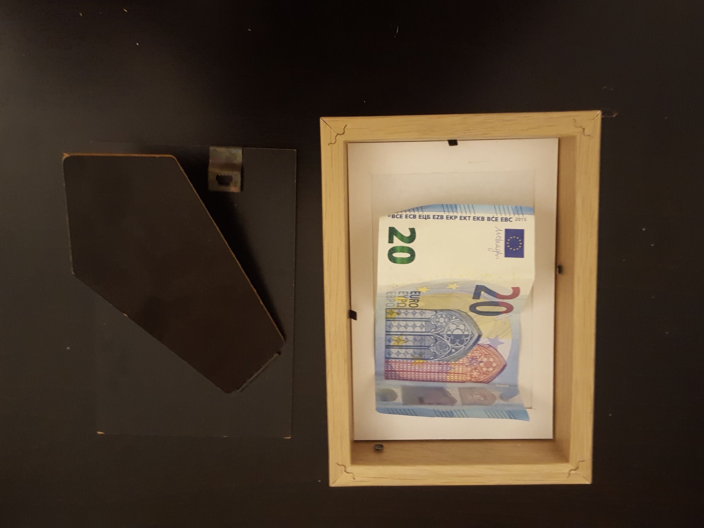 9 Places to Hide Money : 9 Steps (with Pictures) - Instructables