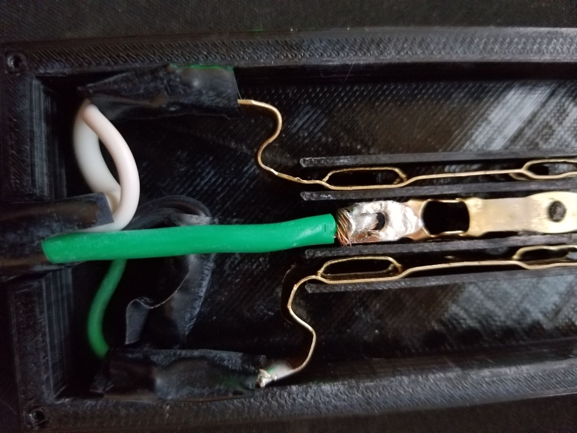 Modified Power Strip : 7 Steps (with Pictures) - Instructables