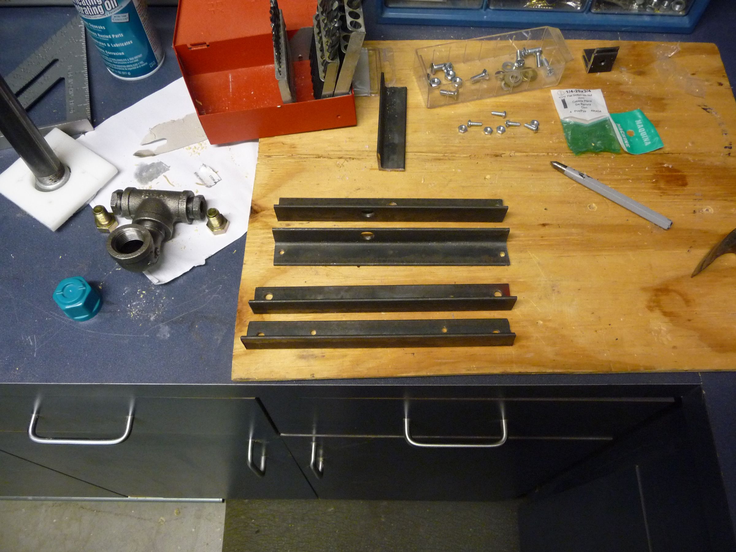 Sliding Ceiling TV Mount : 9 Steps (with Pictures) - Instructables