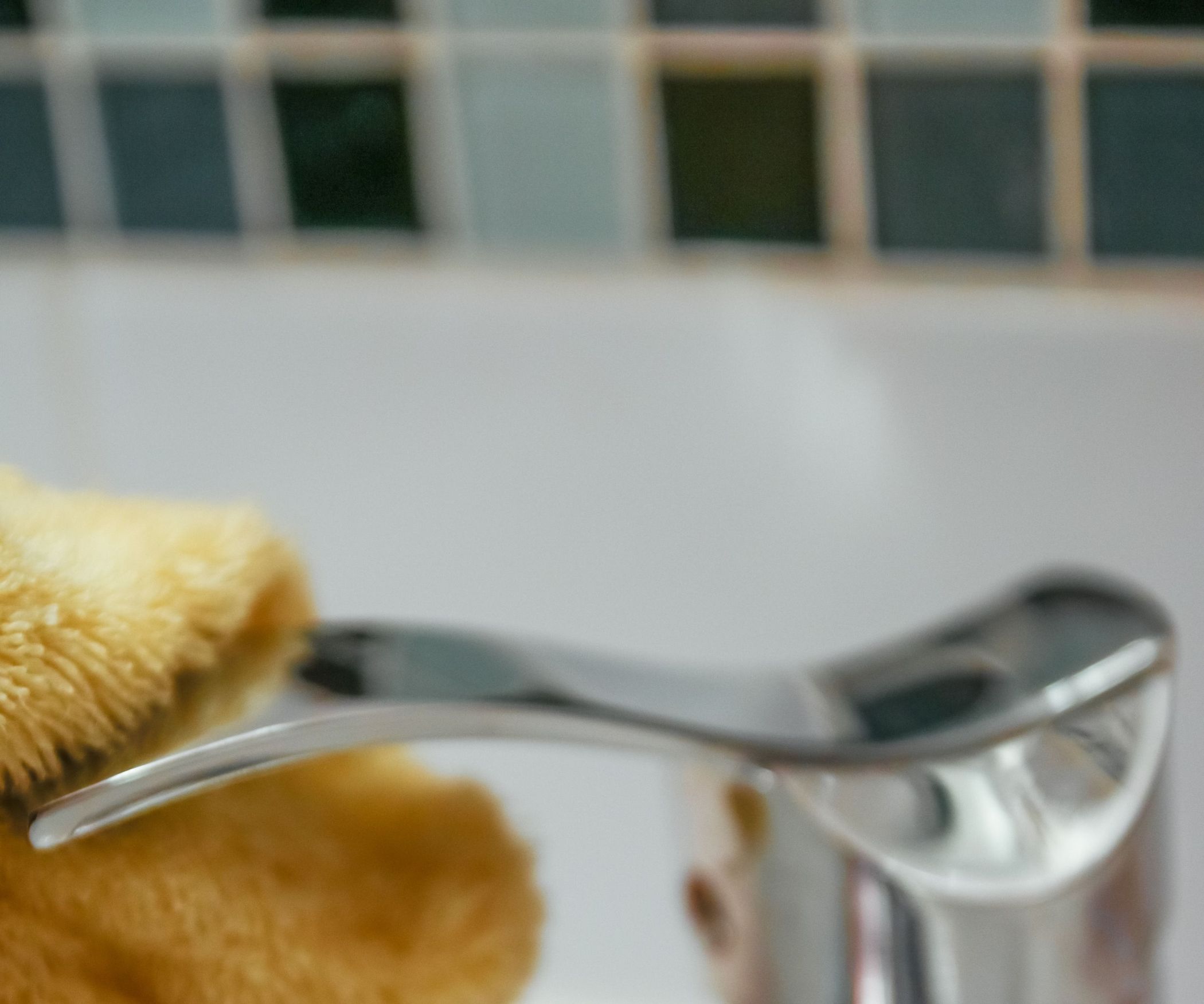 How to Clean a Kitchen Faucet : 6 Steps - Instructables