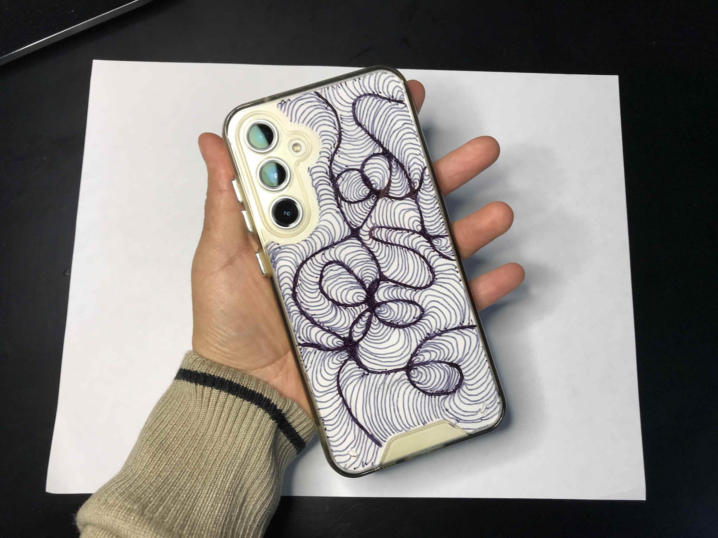How to Decorate Phone Cases Using Neurographic Art : 8 Steps (with ...