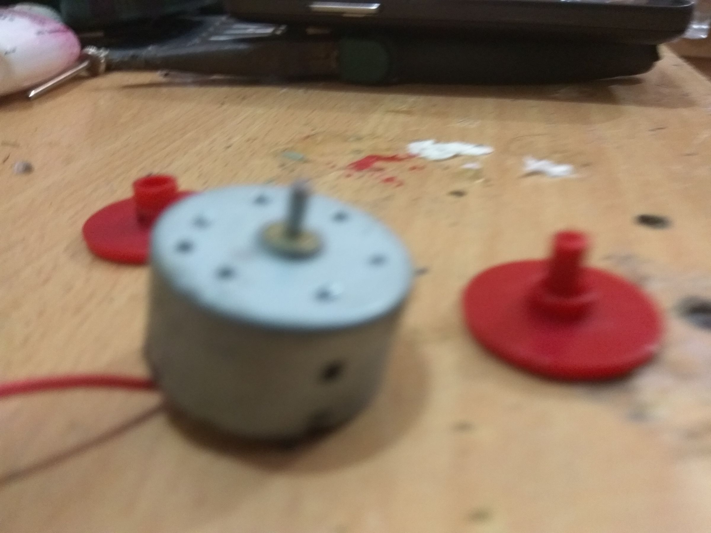 Motorized Fidget Spinner : 4 Steps (with Pictures) - Instructables