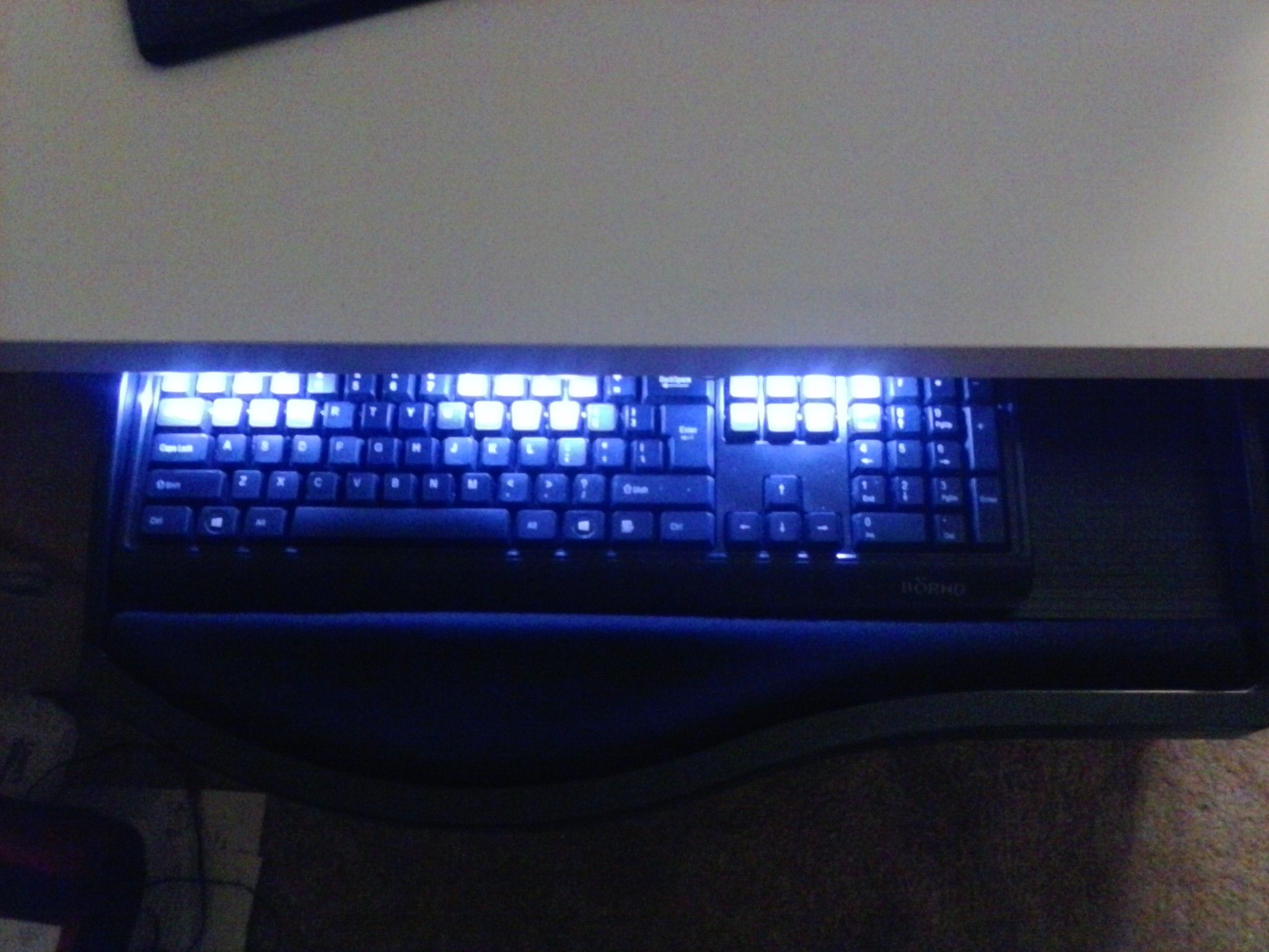 LED Keyboard Light : 6 Steps - Instructables