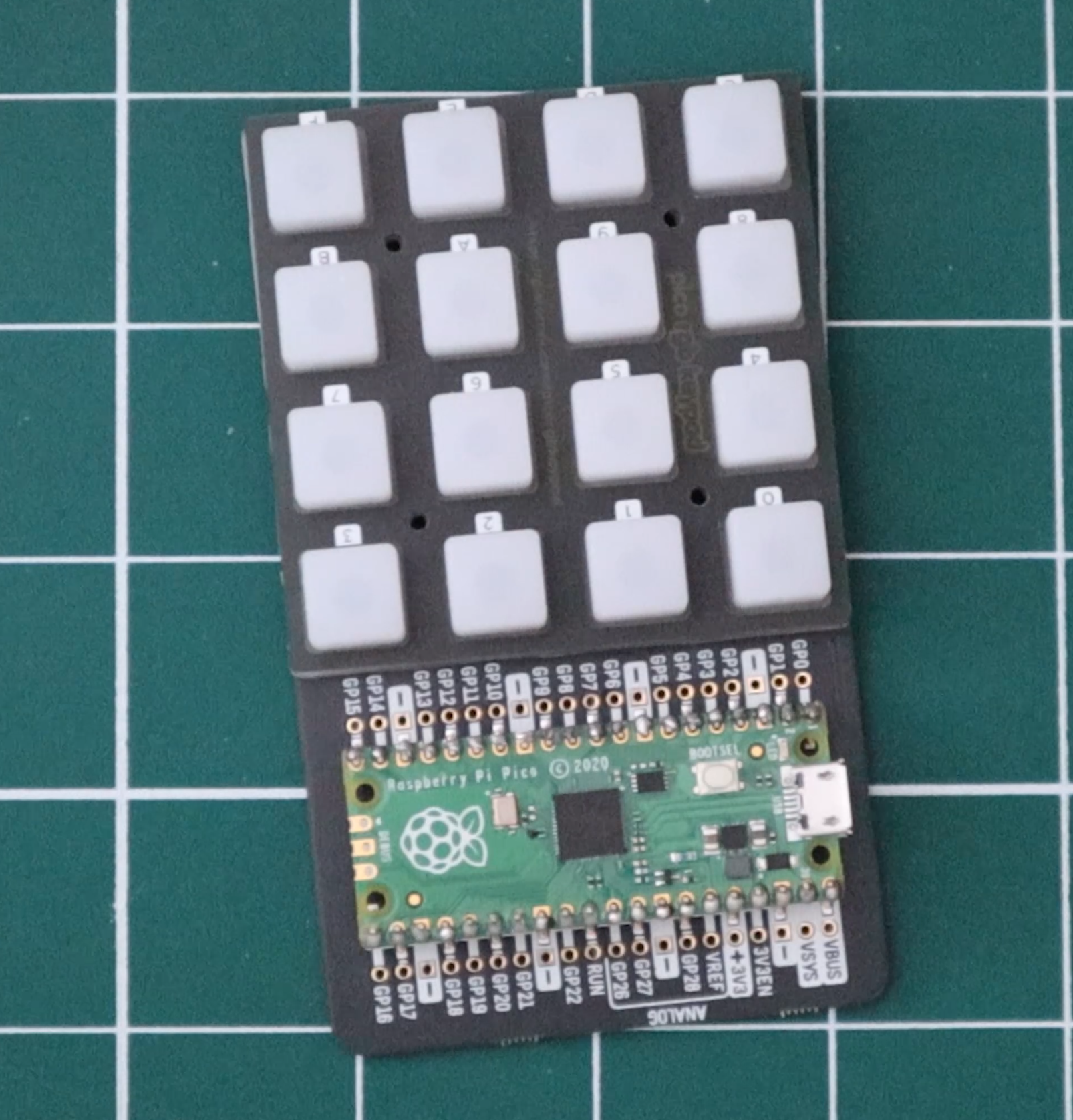 Raspberry Pi Pico Macropad / Keypad : 4 Steps - Instructables