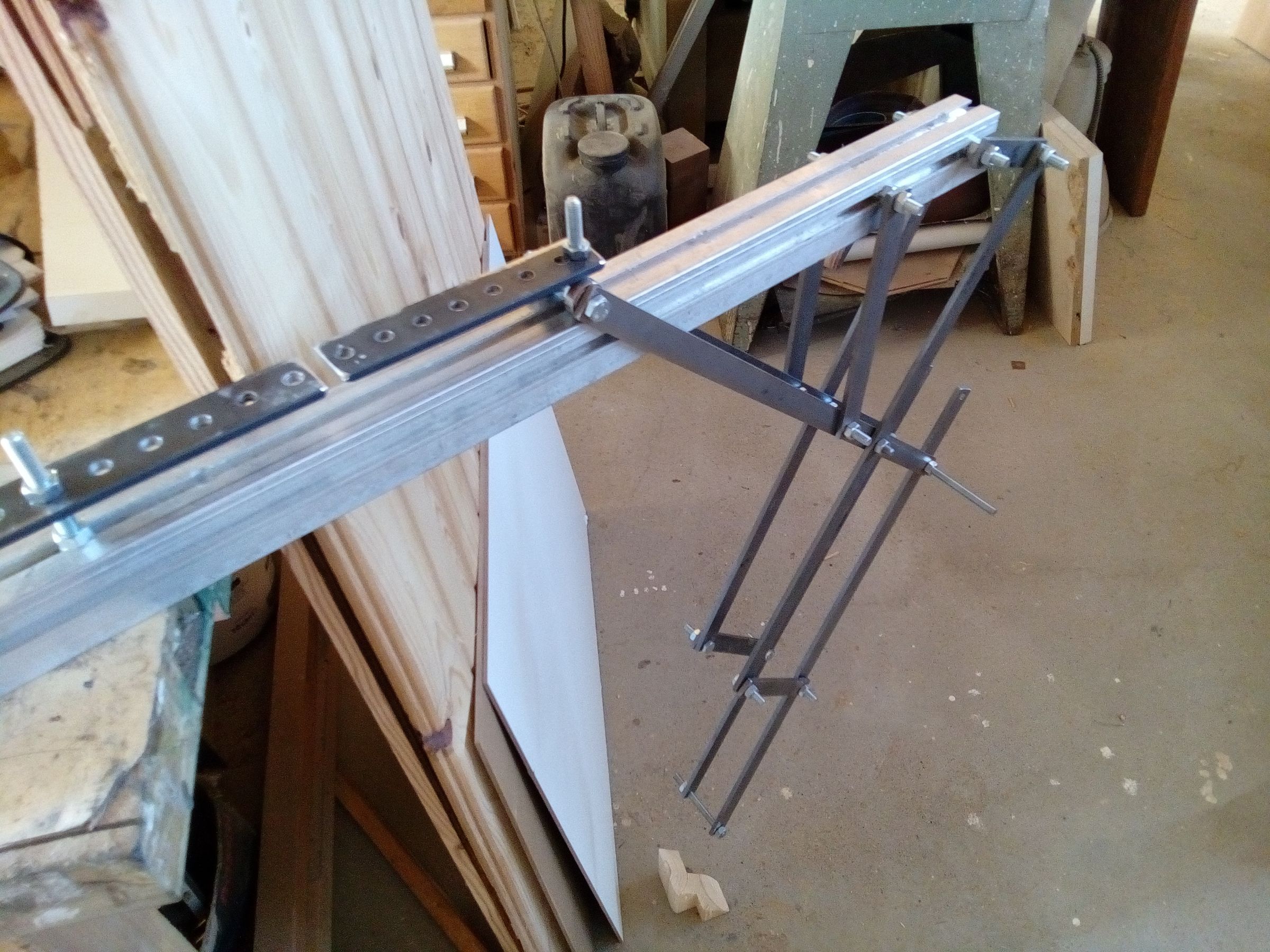 TV LCD 48" Motorized Lift Down Ceiling System : 13 Steps (with Pictures ...