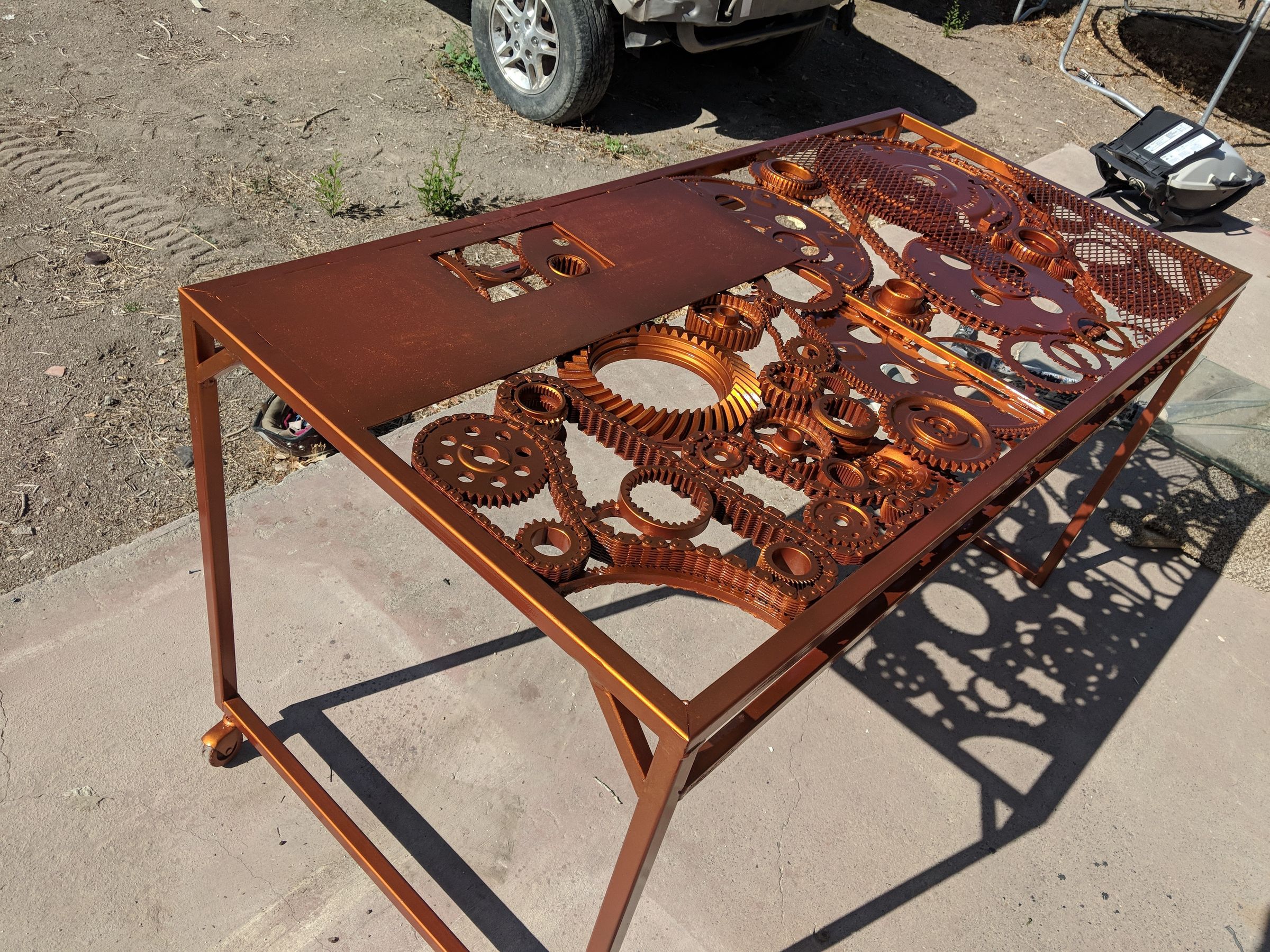 A Clockwork Desk : 4 Steps - Instructables