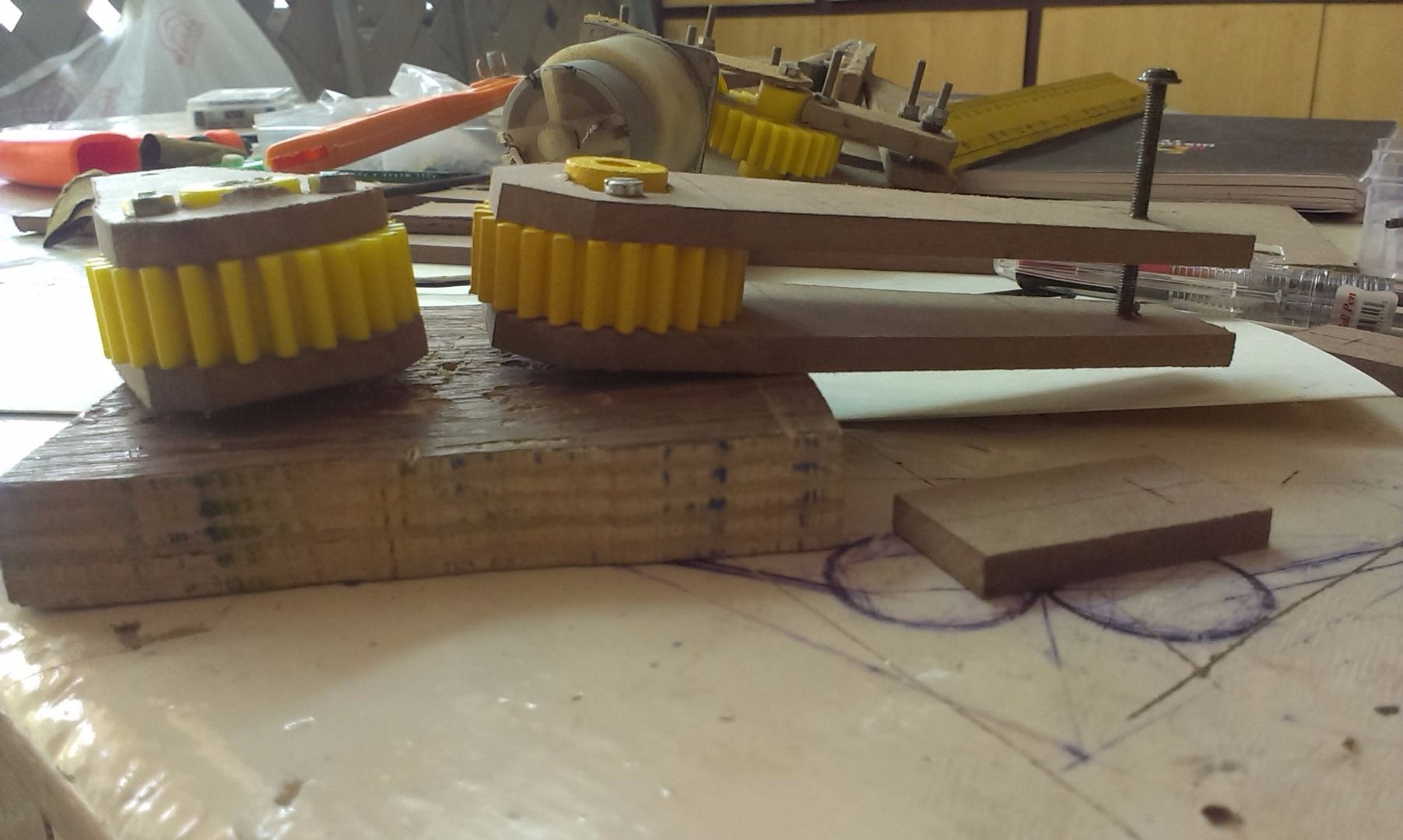 GRIPPER - Instructables