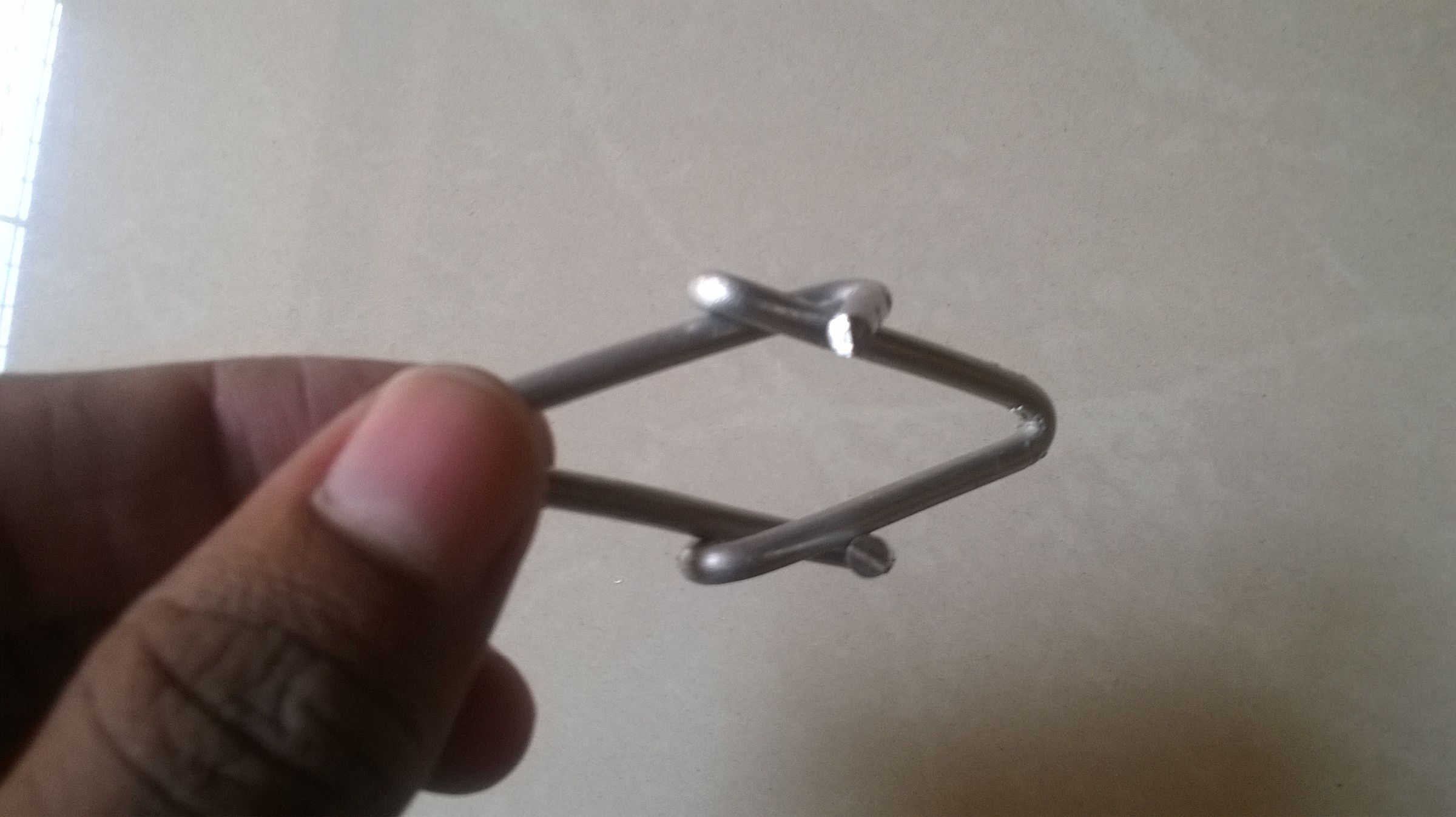 Easy Connectable Hooks. : 4 Steps - Instructables